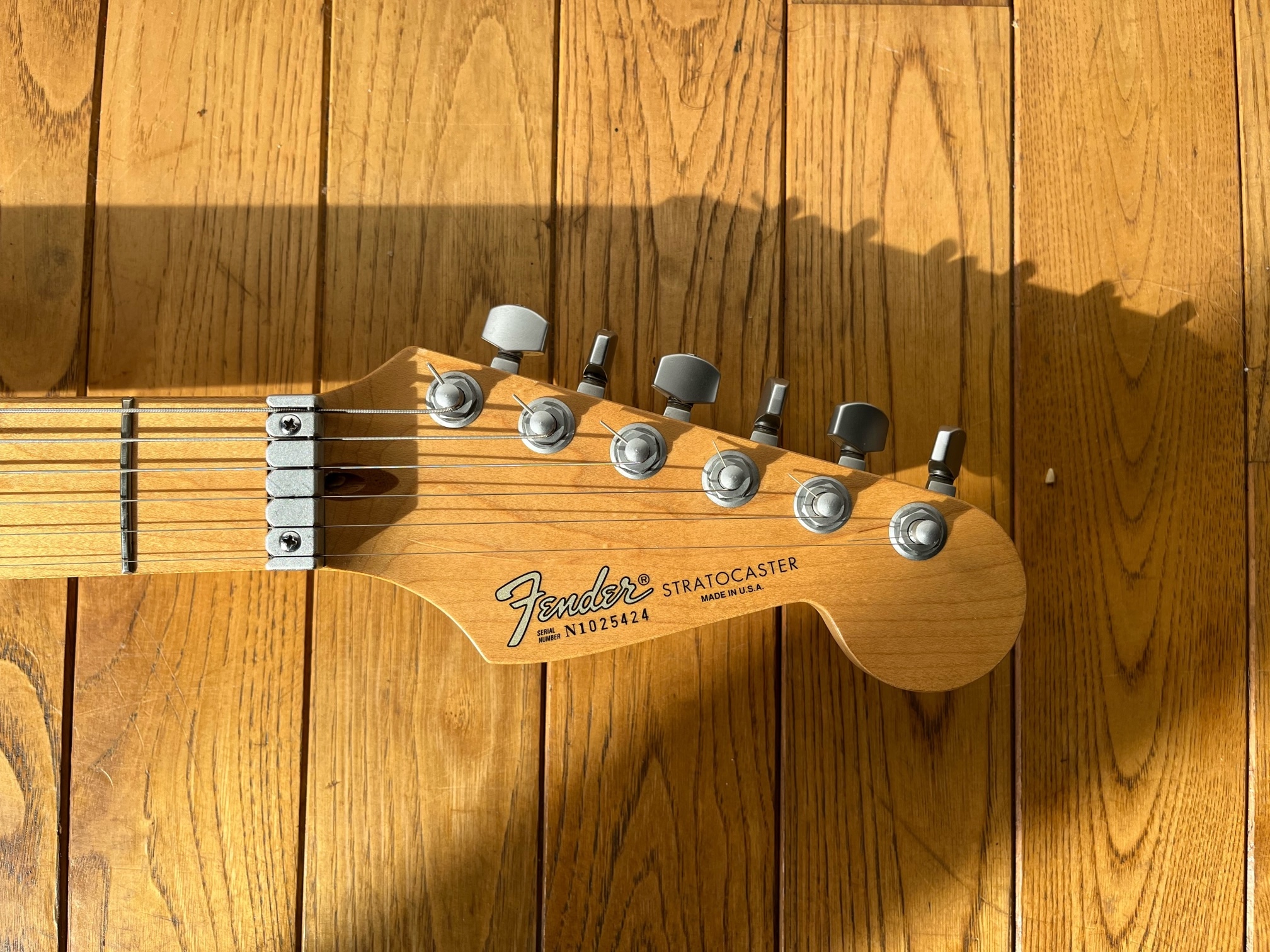 Strat Plus Deluxe [1989-1999] Fender - Audiofanzine