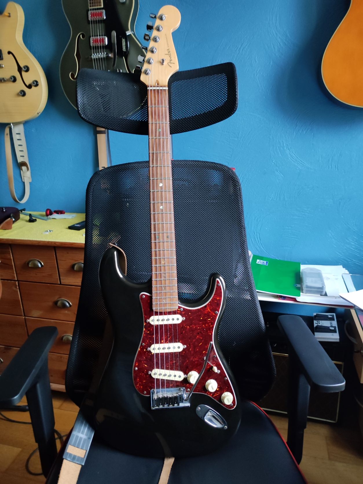 Strat Plus Deluxe [1989-1999] Fender - Audiofanzine