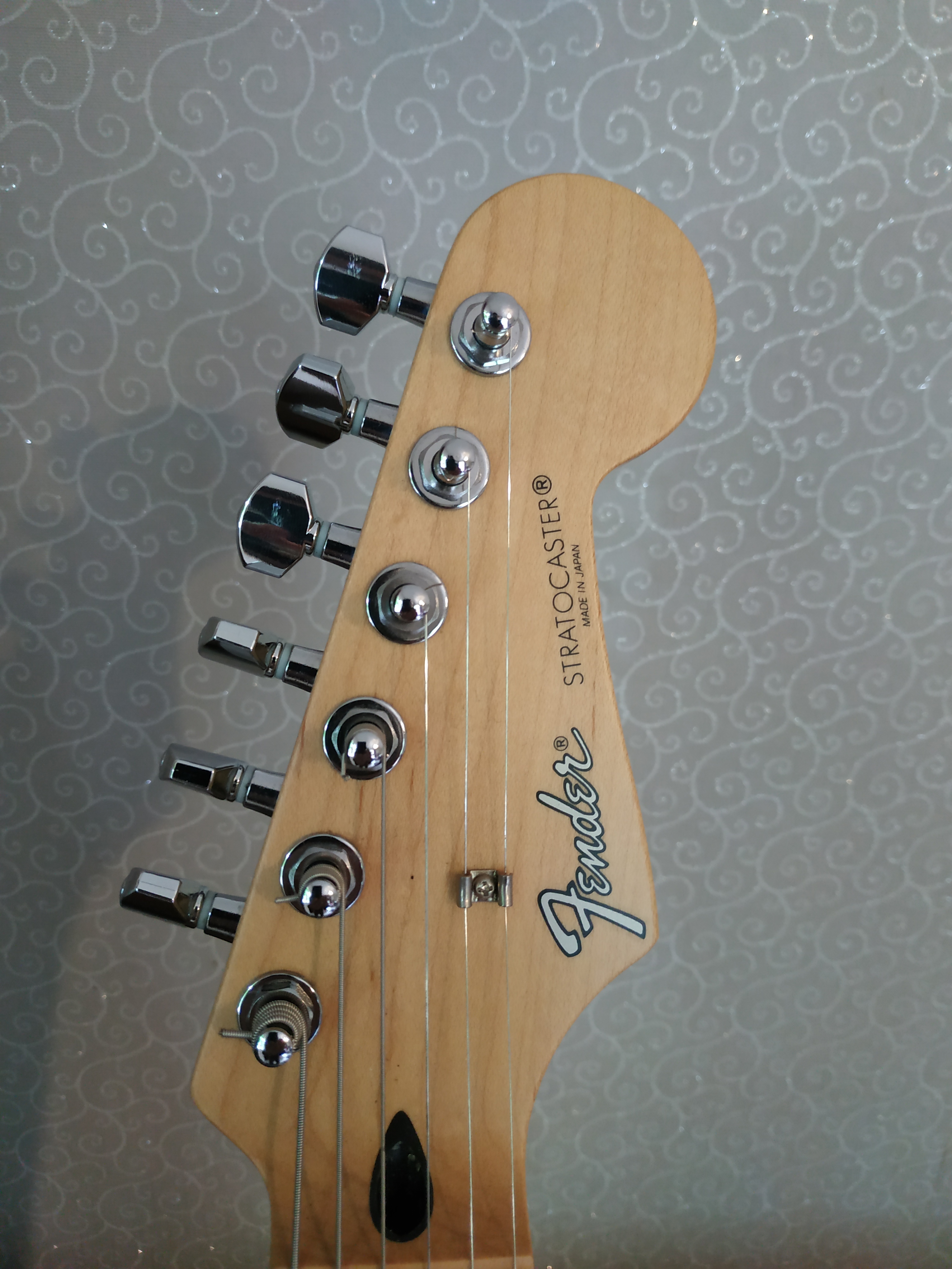 STRATOCASTER JAPAN - Fender Stratocaster Japan - Audiofanzine