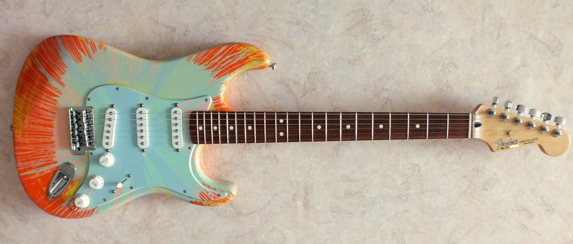 Stratocaster Splatter - Fender Stratocaster Splatter - Audiofanzine