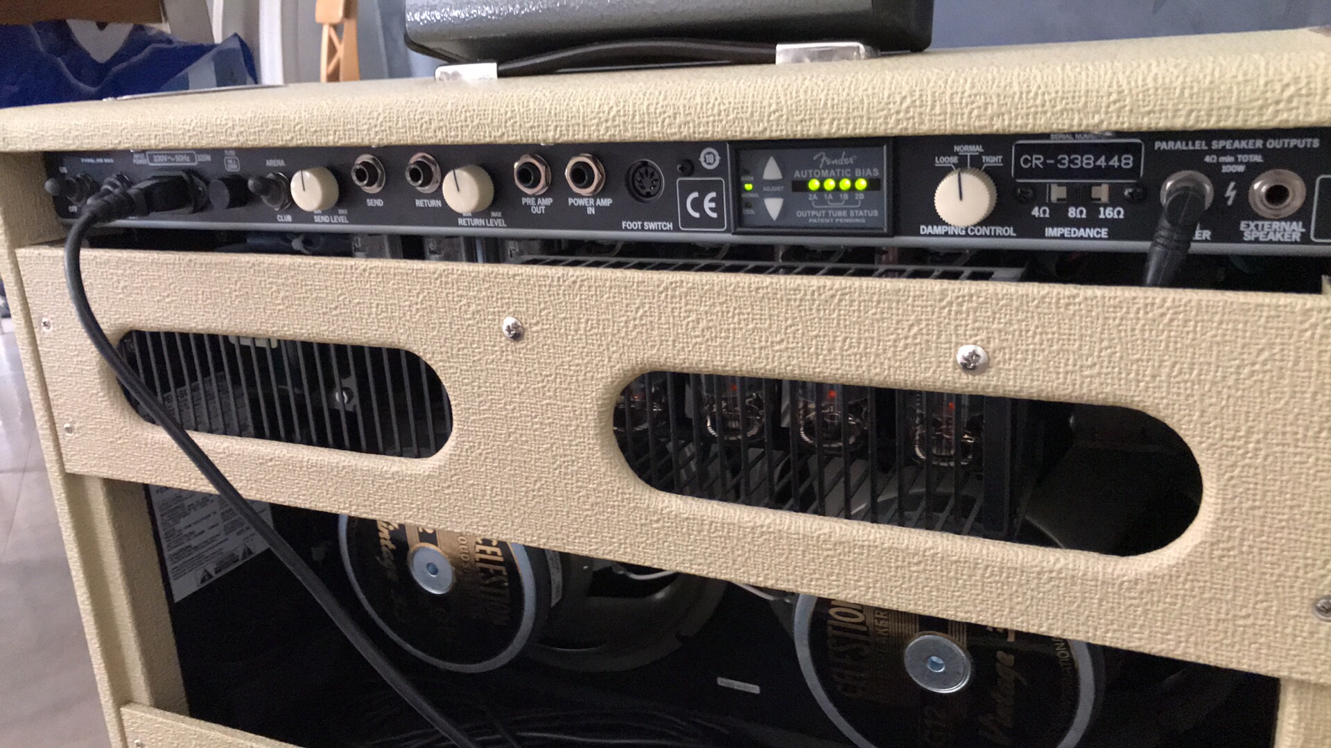 SUPER-SONIC TWIN COMBO - Fender Super-Sonic Twin Combo - Audiofanzine