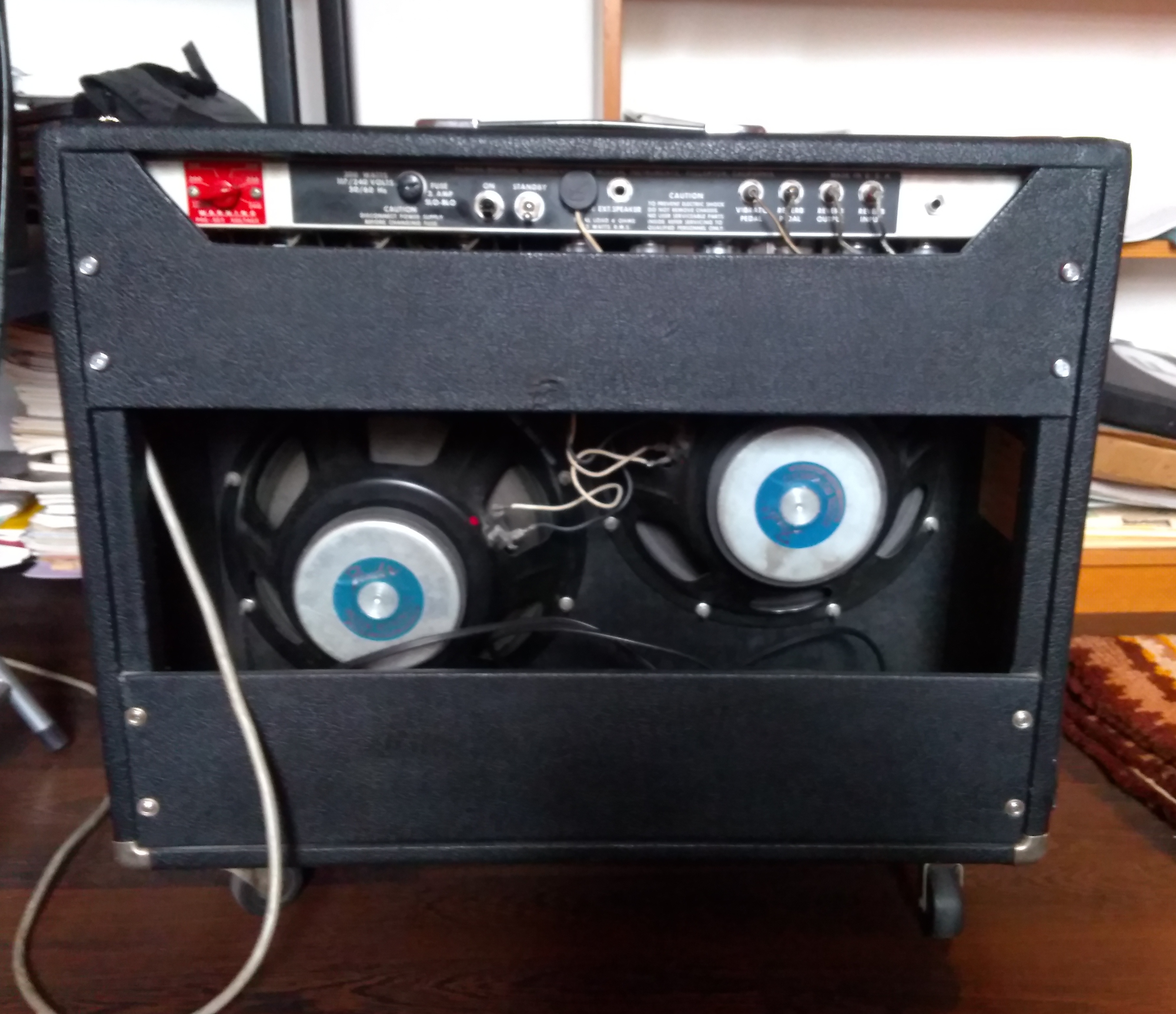 Twin Reverb "Silverface" [1968-1982] Fender - Audiofanzine