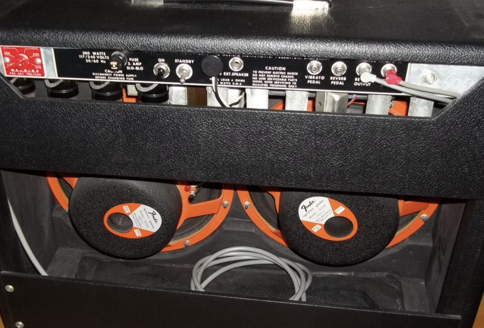 Twin Reverb "Silverface" [1968-1982] Fender - Audiofanzine