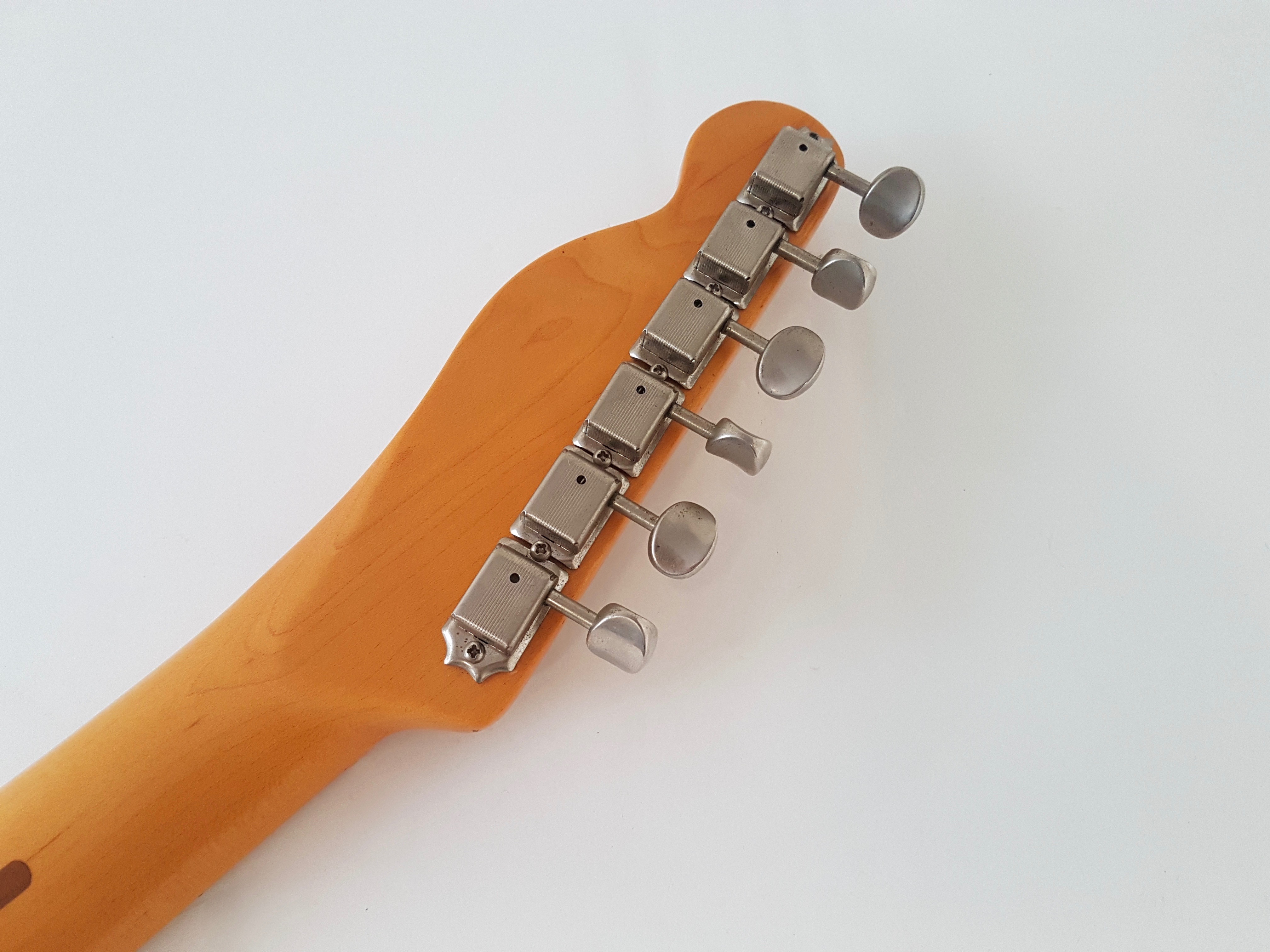 Vintage Hot Rod '52 Telecaster Fender - Audiofanzine