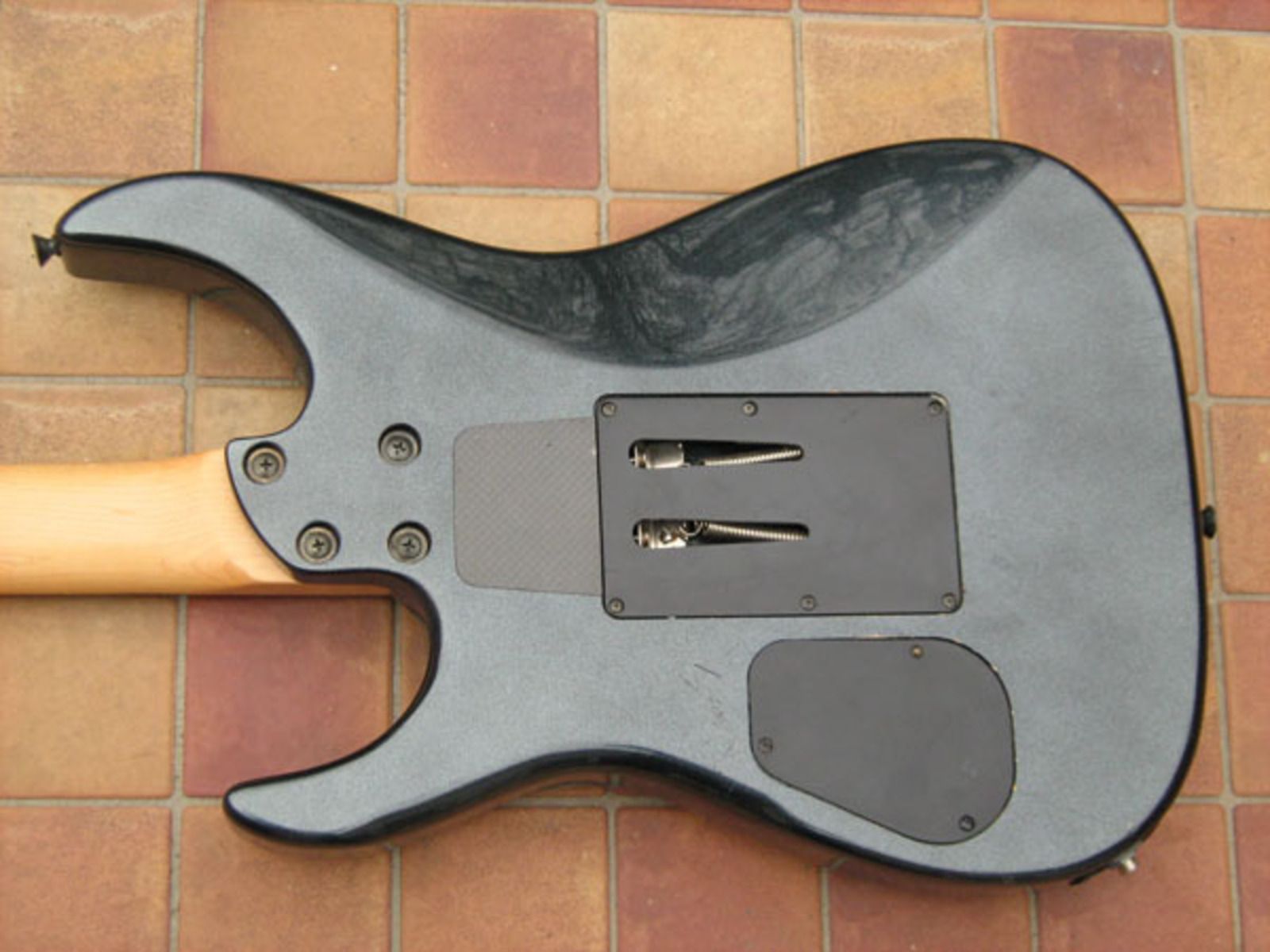 Revolver Pro - Fernandes Revolver Pro - Audiofanzine