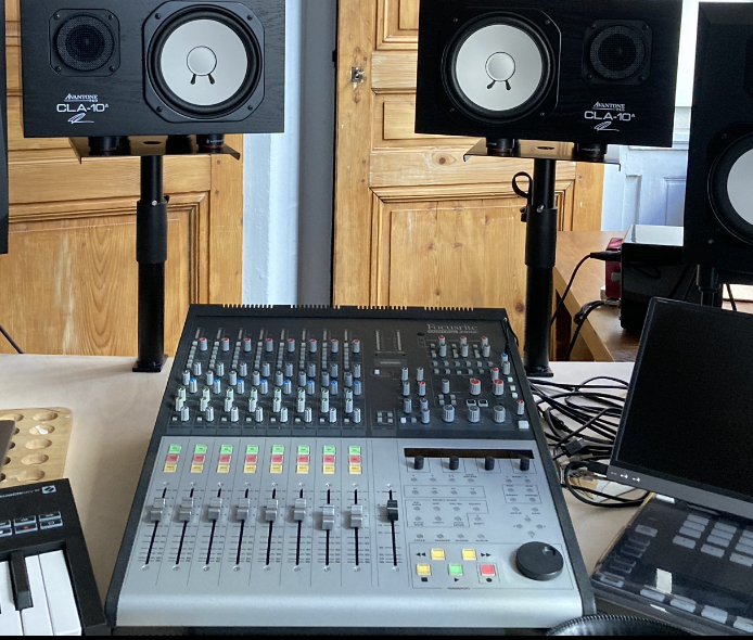 Control 2802 - Focusrite Control 2802 - Audiofanzine