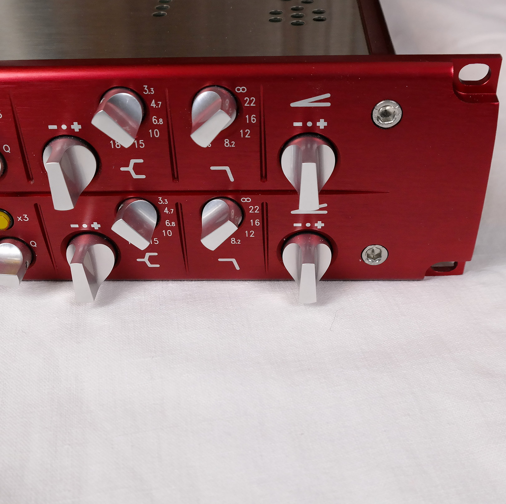 Red 2 Dual Equaliser - Focusrite Red 2 Dual Equaliser - Audiofanzine