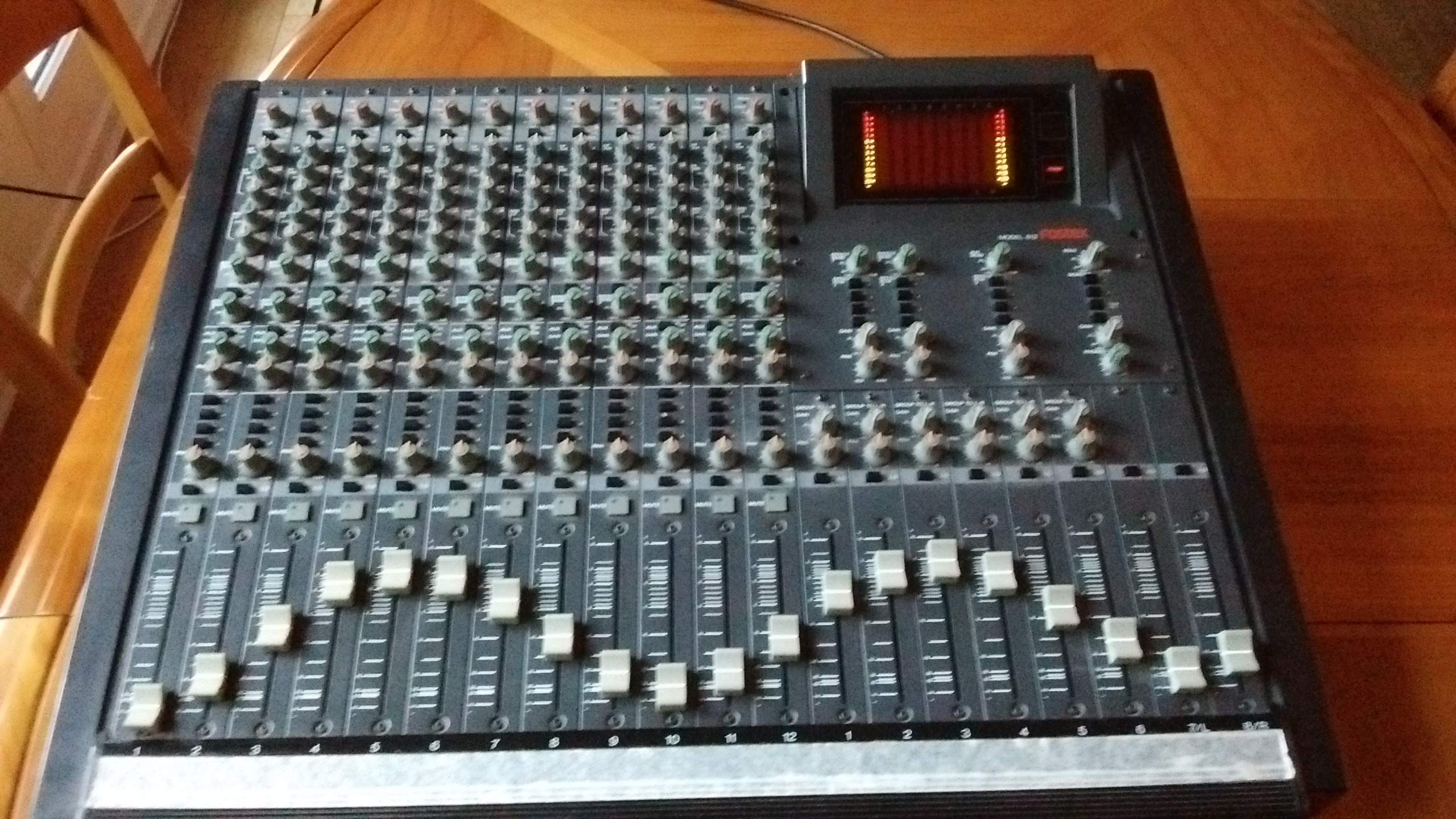 Fostex 812 - Audiofanzine