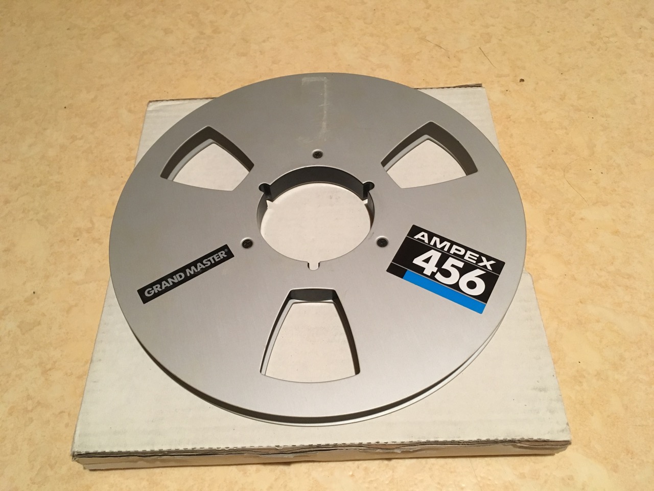 B-16 - Fostex B-16 - Audiofanzine