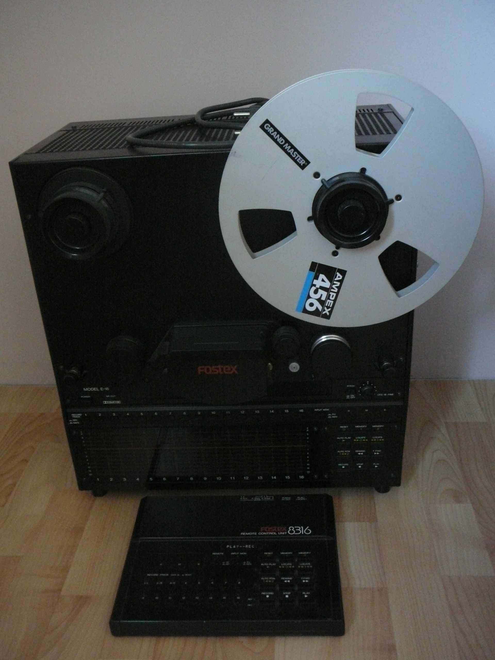 E-16 - Fostex E-16 - Audiofanzine