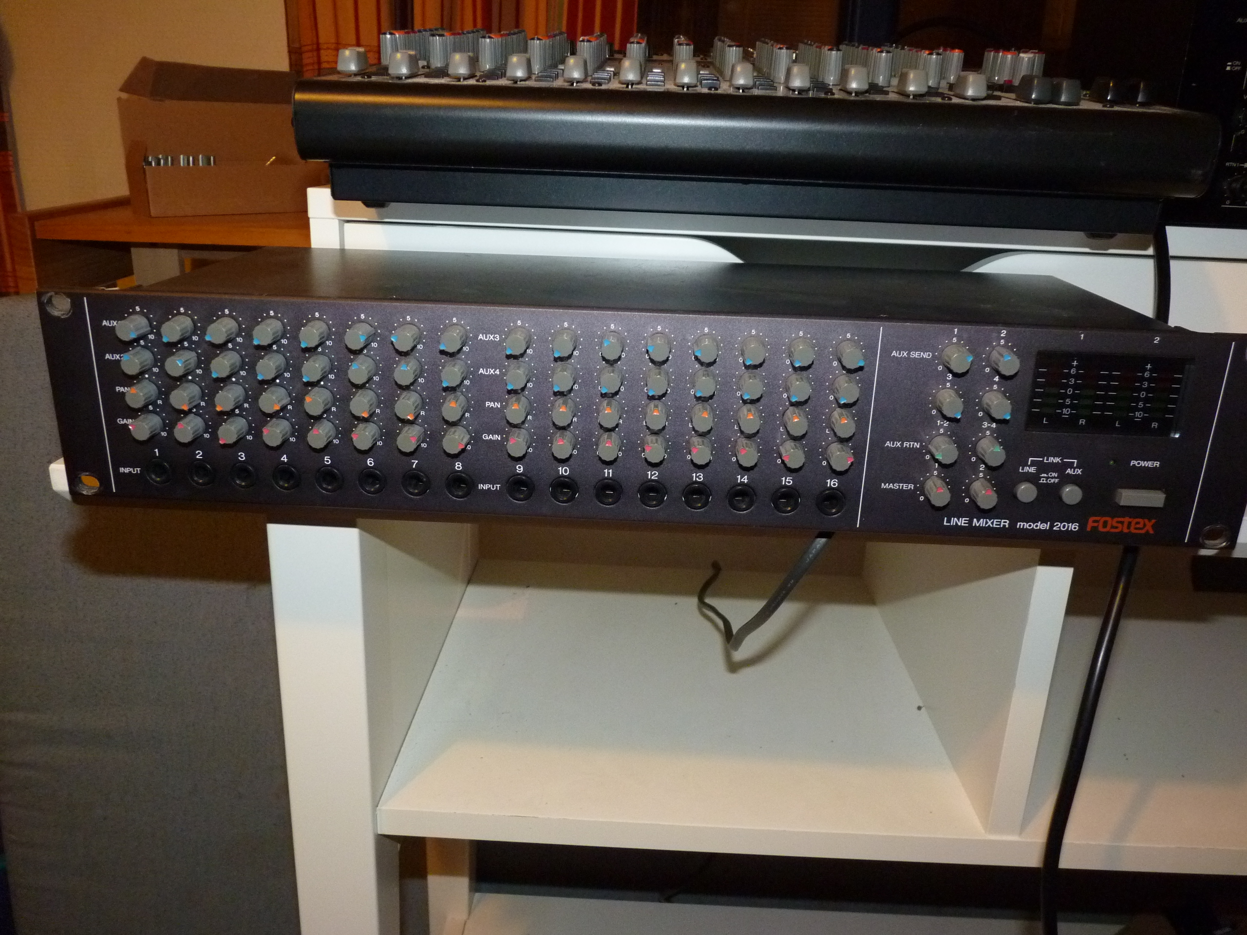 MODEL 2016 - Fostex Model 2016 - Audiofanzine