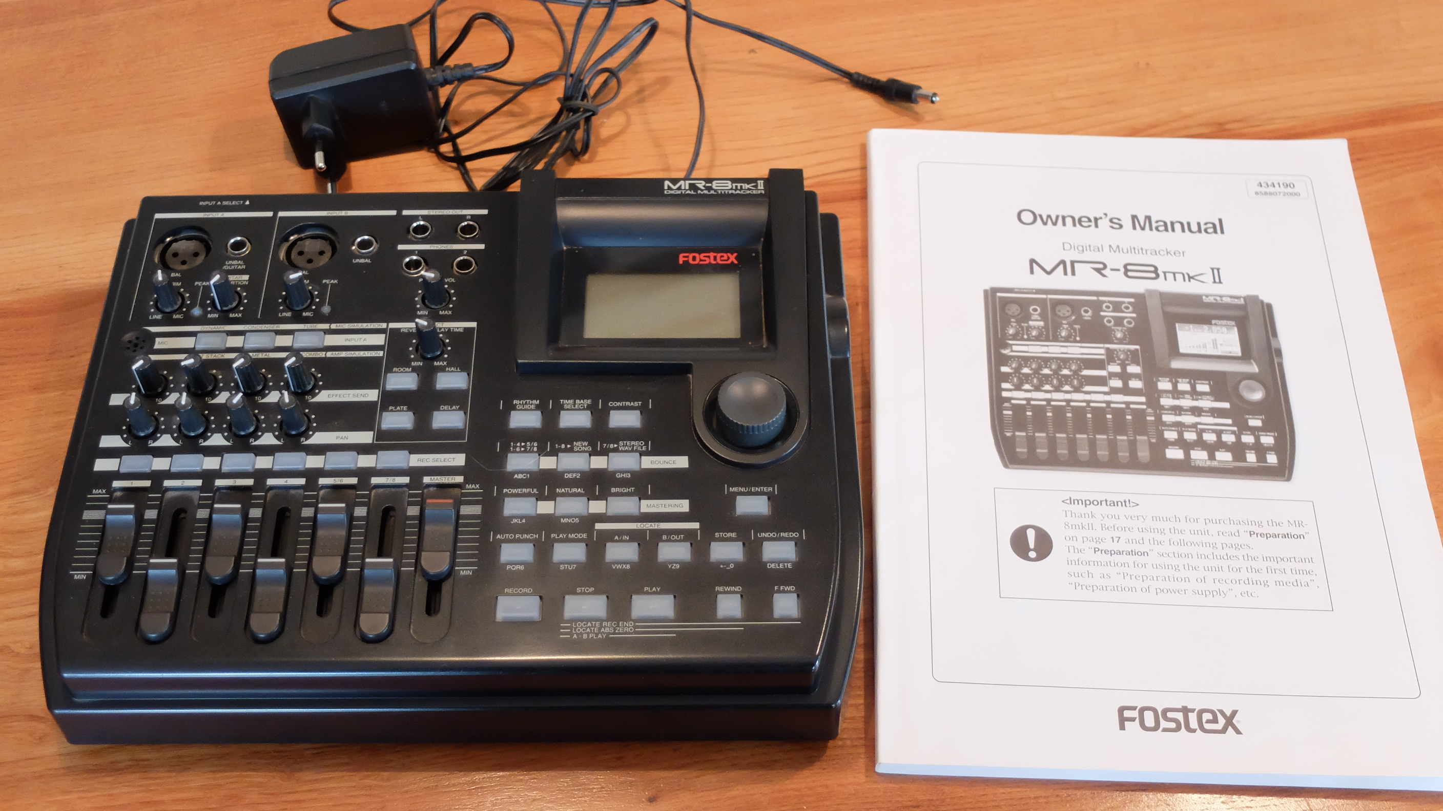 MR-8 MkII - Fostex MR-8 MkII - Audiofanzine