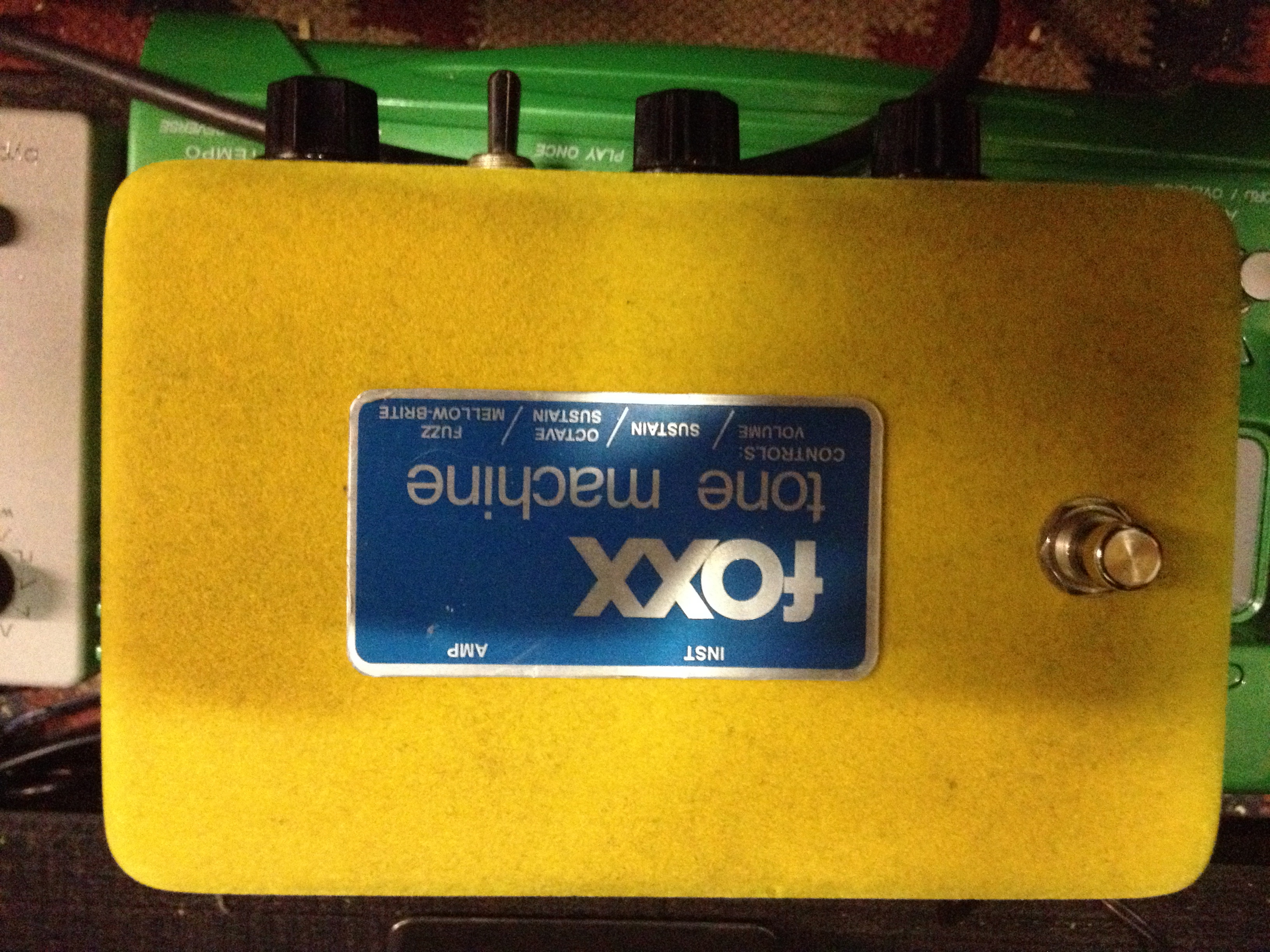 TONE MACHINE - Foxx Tone Machine - Audiofanzine