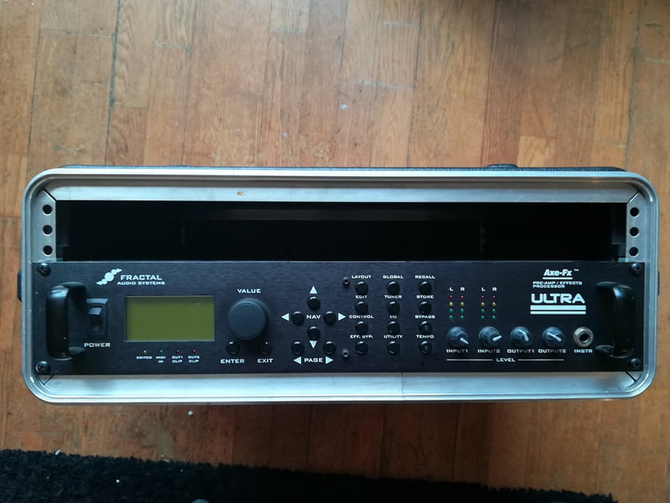AXE-FX ULTRA - Fractal Audio Systems Axe-Fx Ultra - Audiofanzine