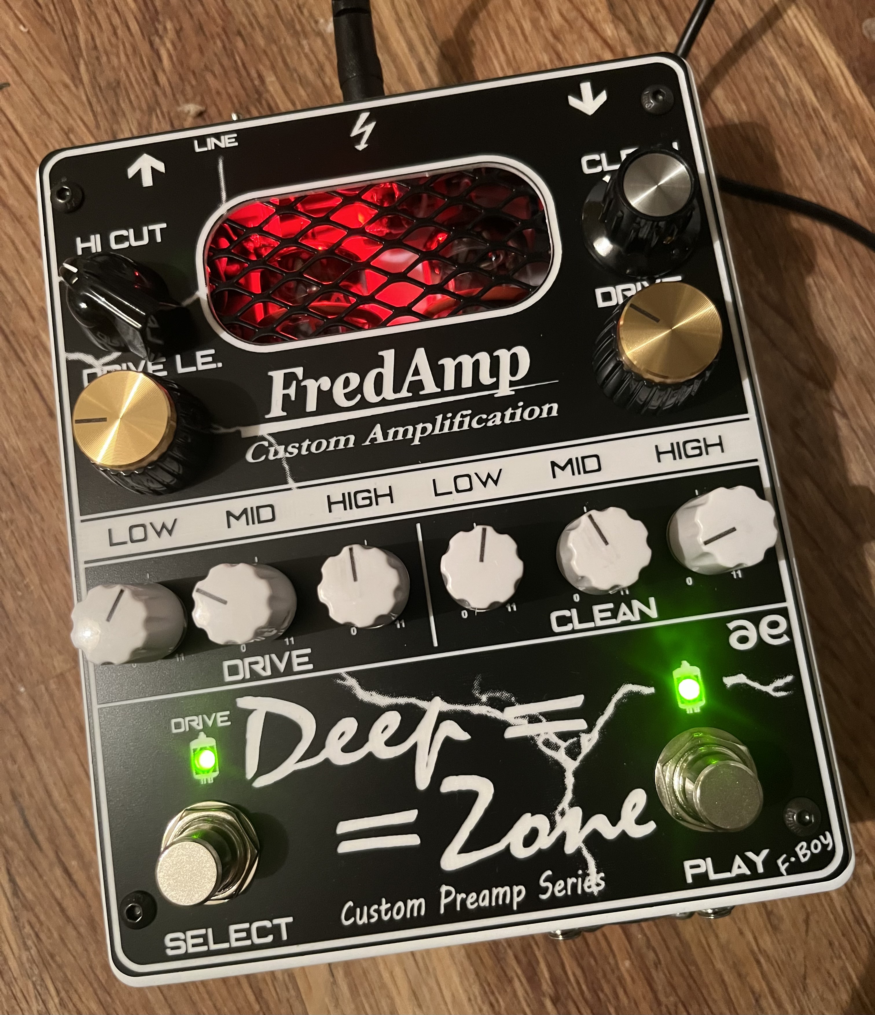 Deep Zone - FredAmp Deep Zone - Audiofanzine
