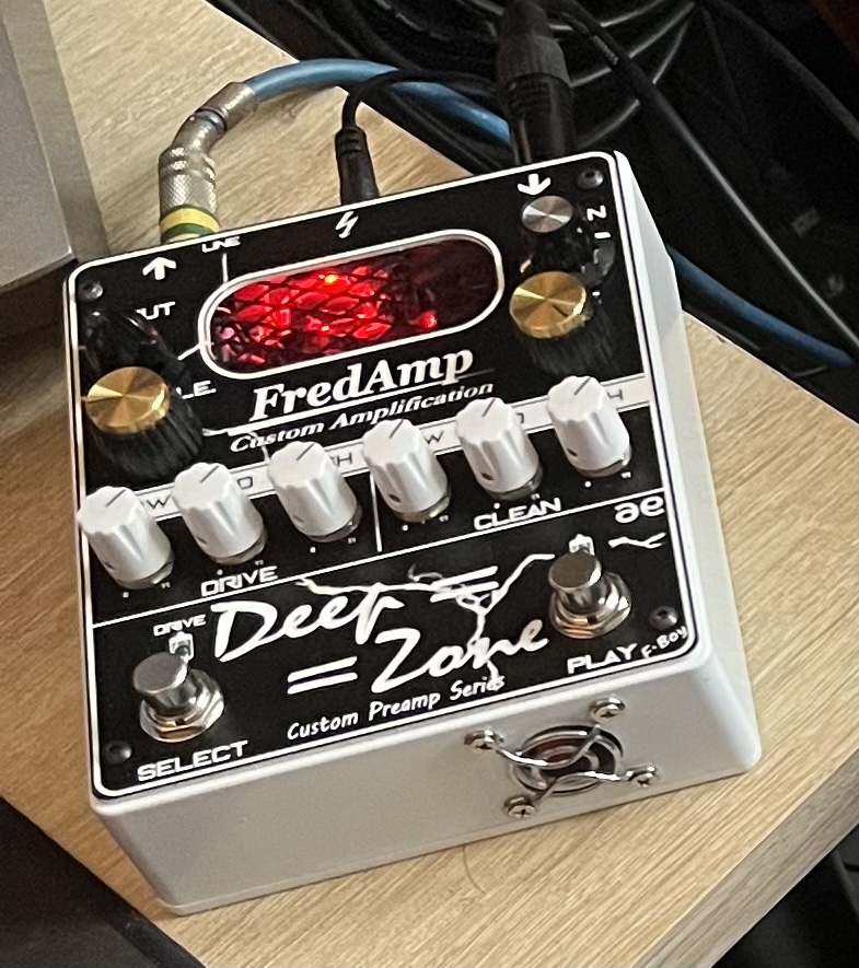 Deep Zone - FredAmp Deep Zone - Audiofanzine