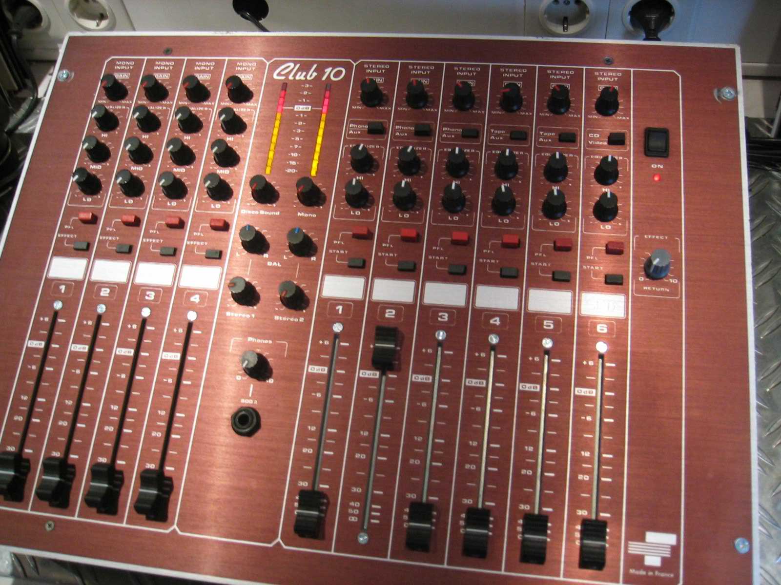 ANTENNA 1ERE GÉNÉRATION - Freevox Antenna 1ere génération - Audiofanzine