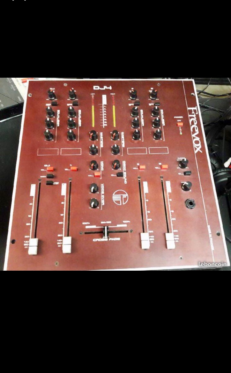 DJ4 - Freevox DJ4 - Audiofanzine