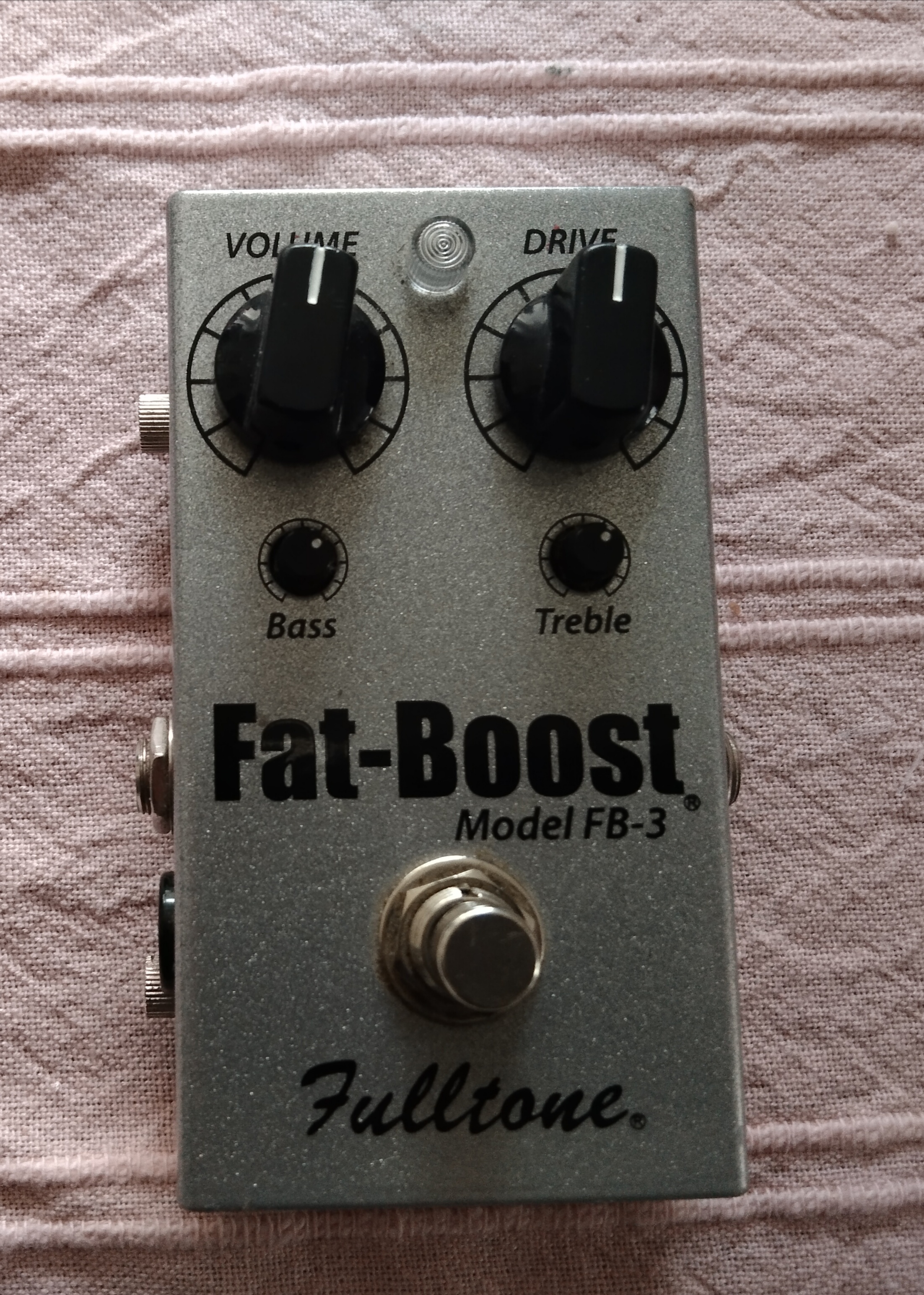 Fat-Boost FB-3 - Fulltone Fat-Boost FB-3 - Audiofanzine