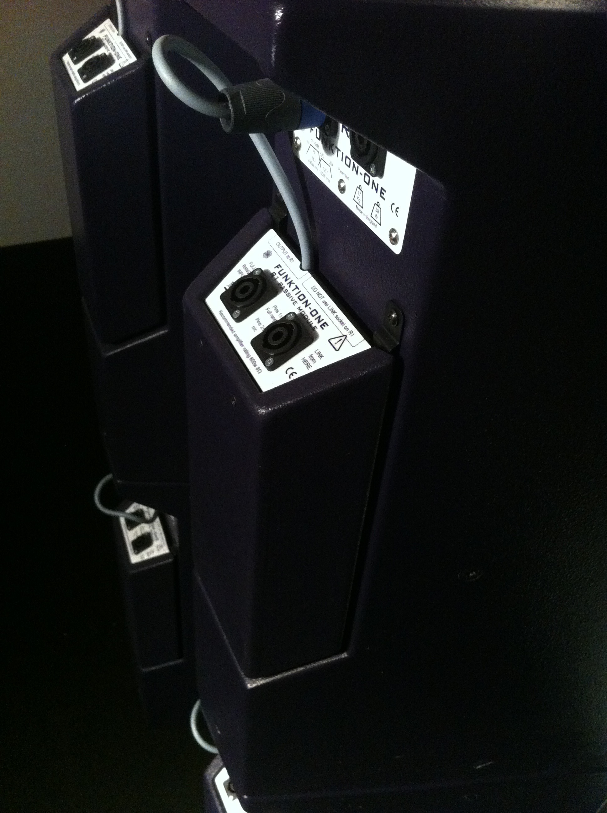 RESOLUTION 1 - Funktion One Resolution 1 - Audiofanzine