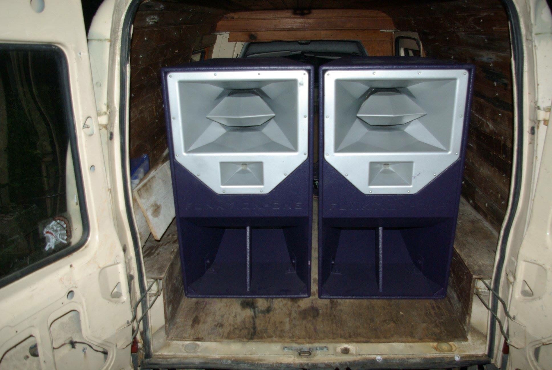 RESOLUTION 2 - Funktion One Resolution 2 - Audiofanzine