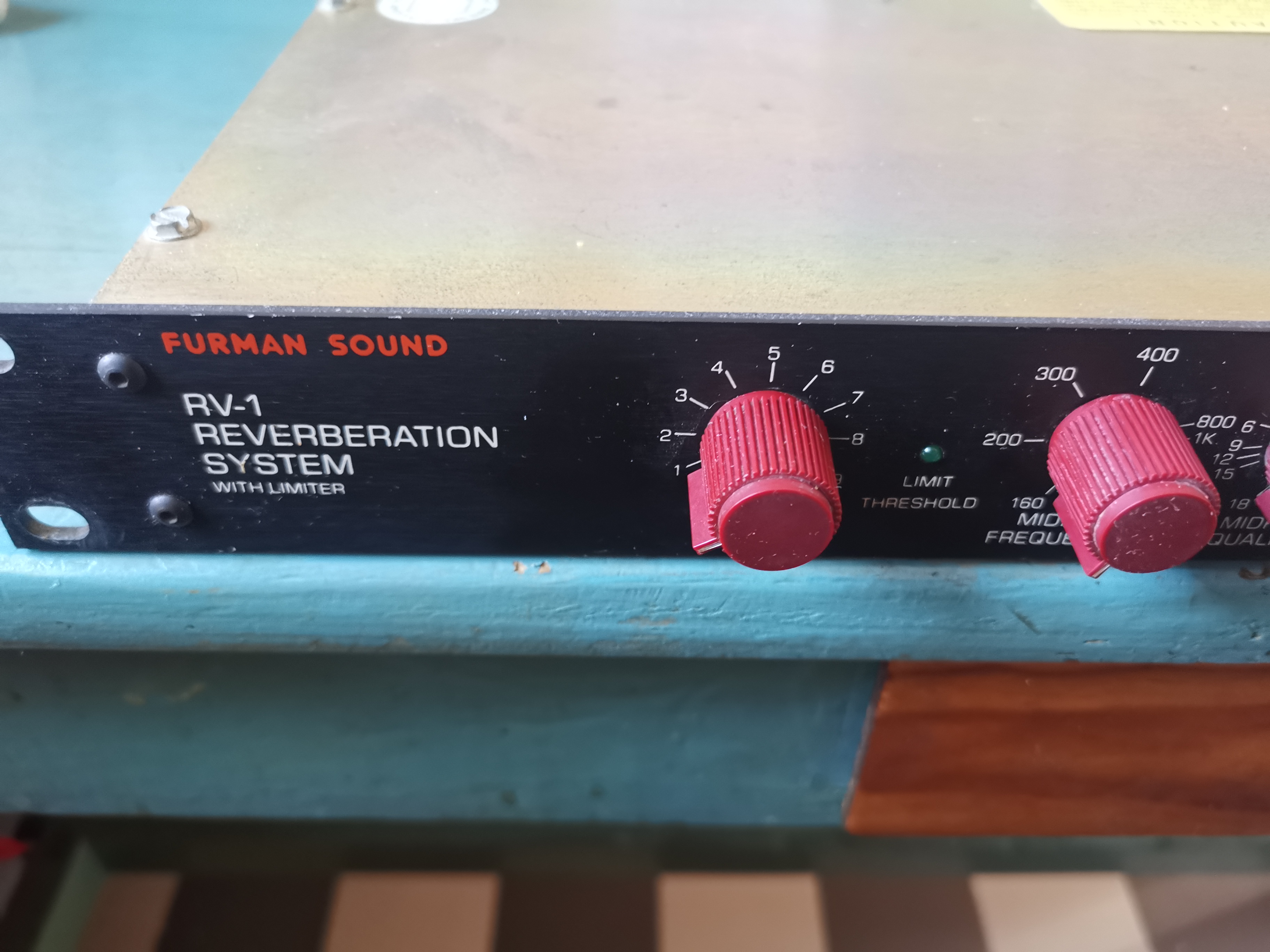 RV-1 Reverberation System - Furman RV-1 Reverberation System - Audiofanzine
