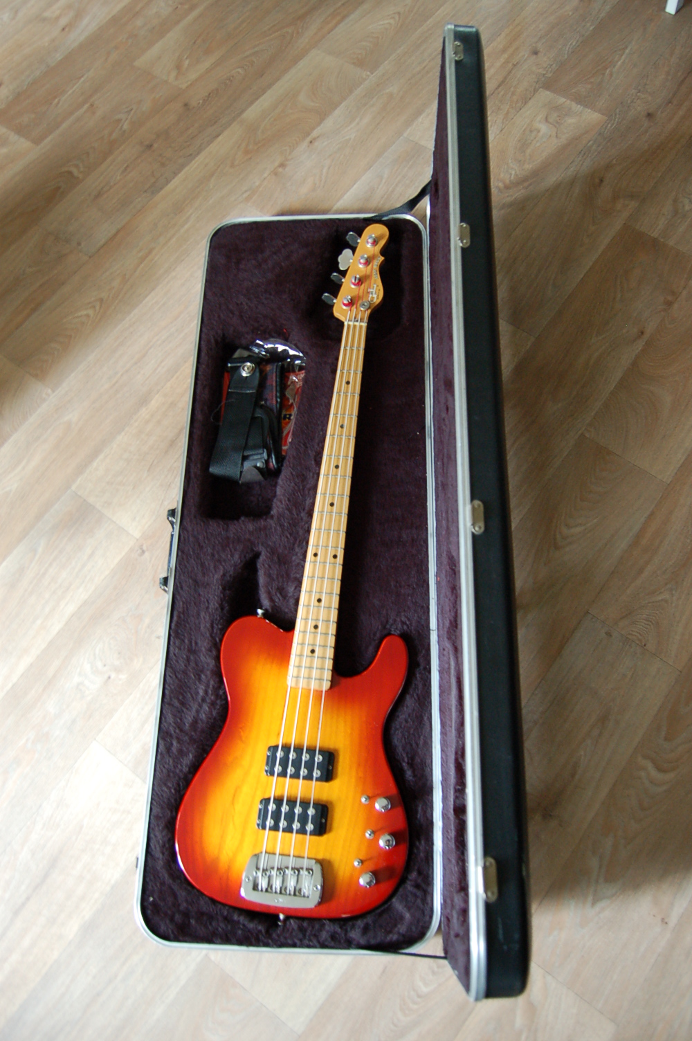 ASAT BASS - G&L ASAT Bass - Audiofanzine