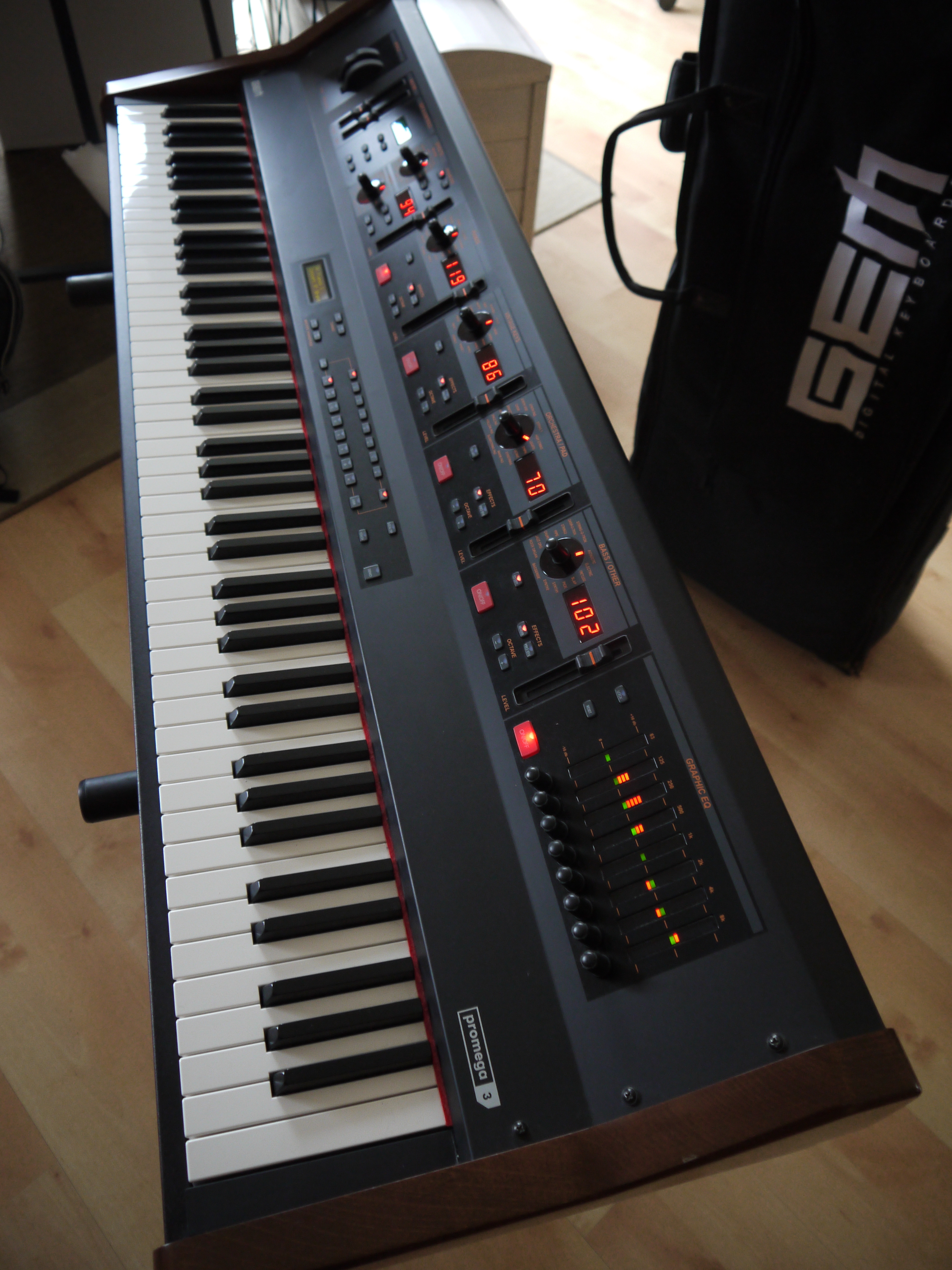 Photo GEM Pro Mega 3 : GEM by Generalmusic Pro Mega 3 (#770398 ...