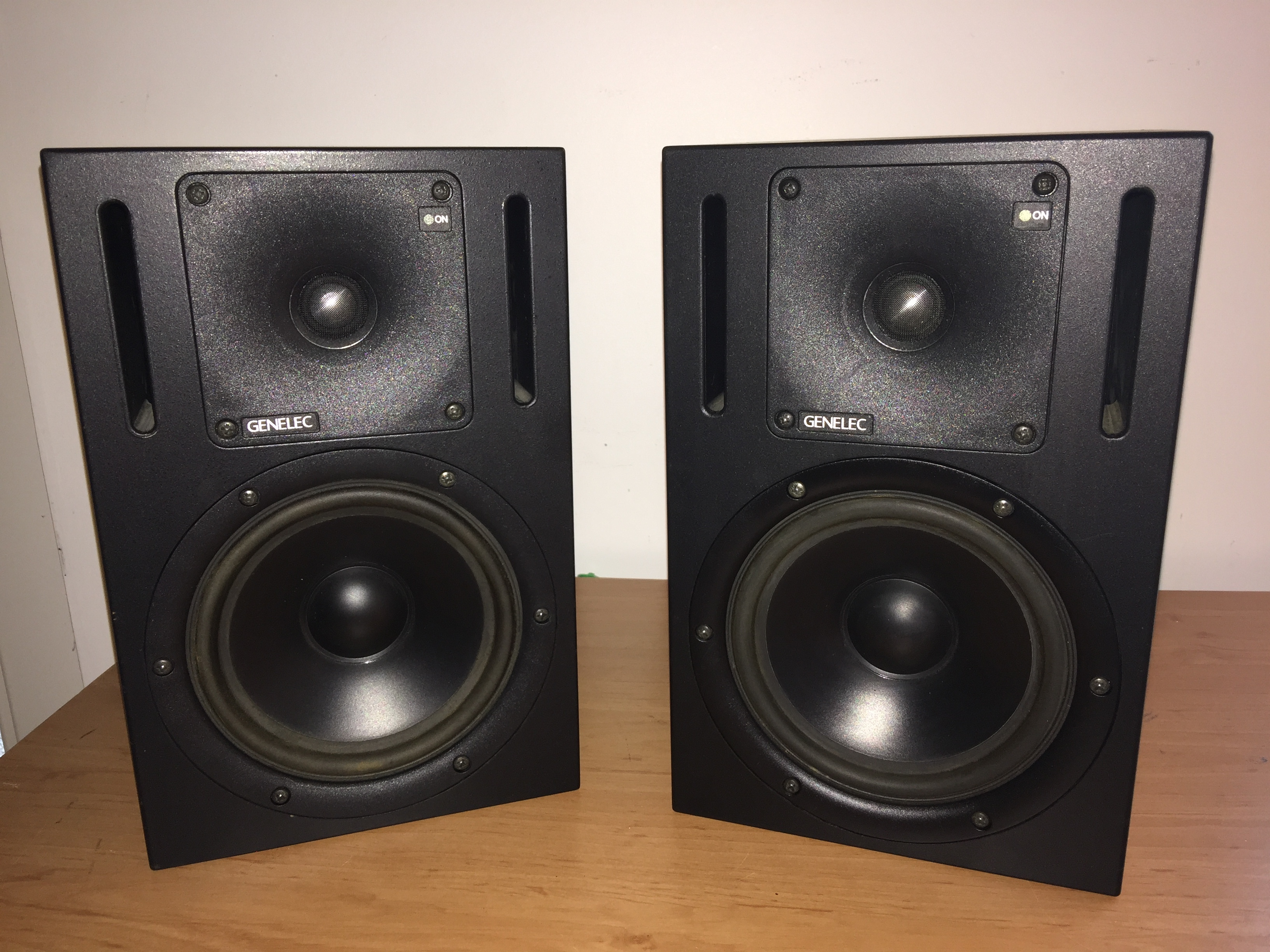 1030A - Genelec 1030A - Audiofanzine