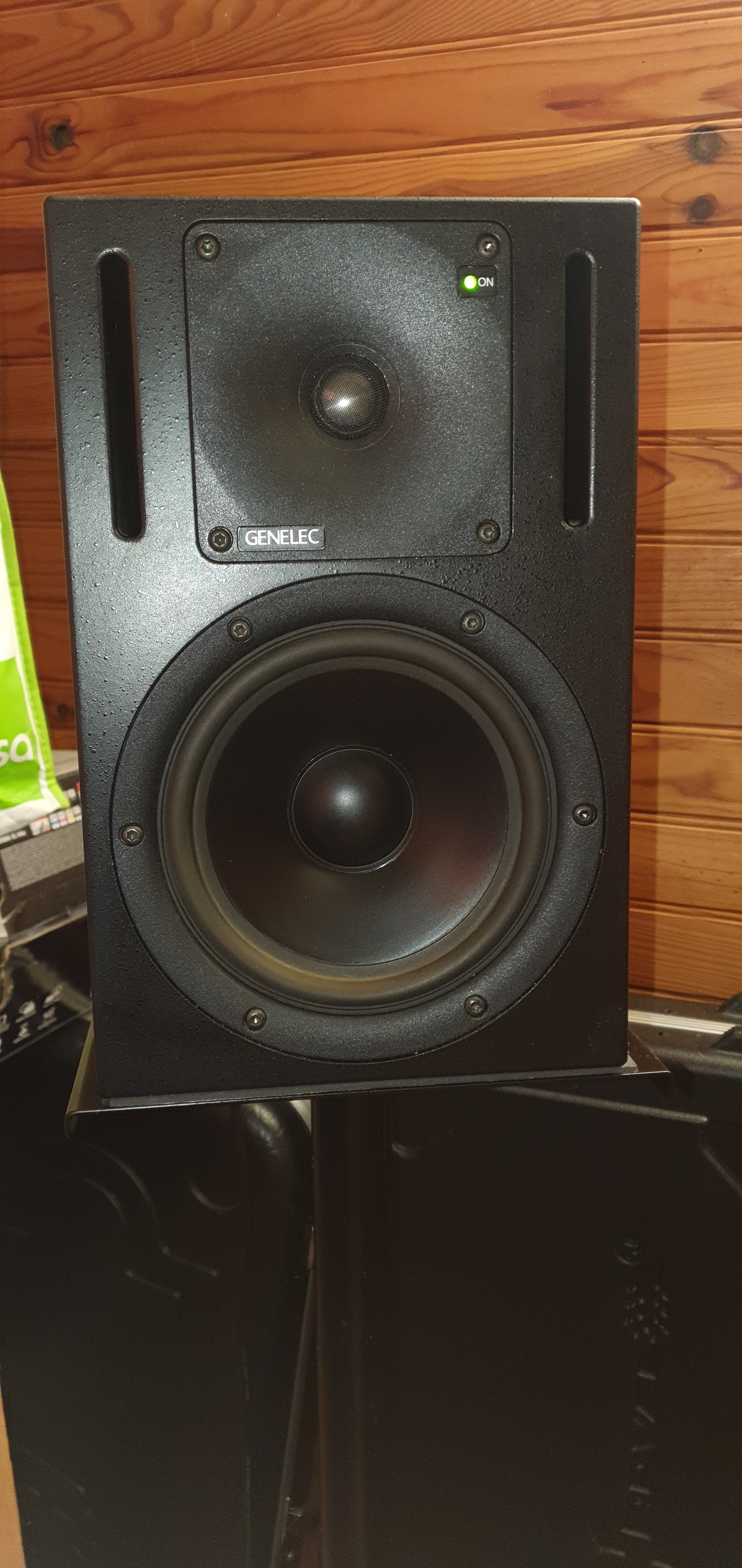 1030A - Genelec 1030A - Audiofanzine