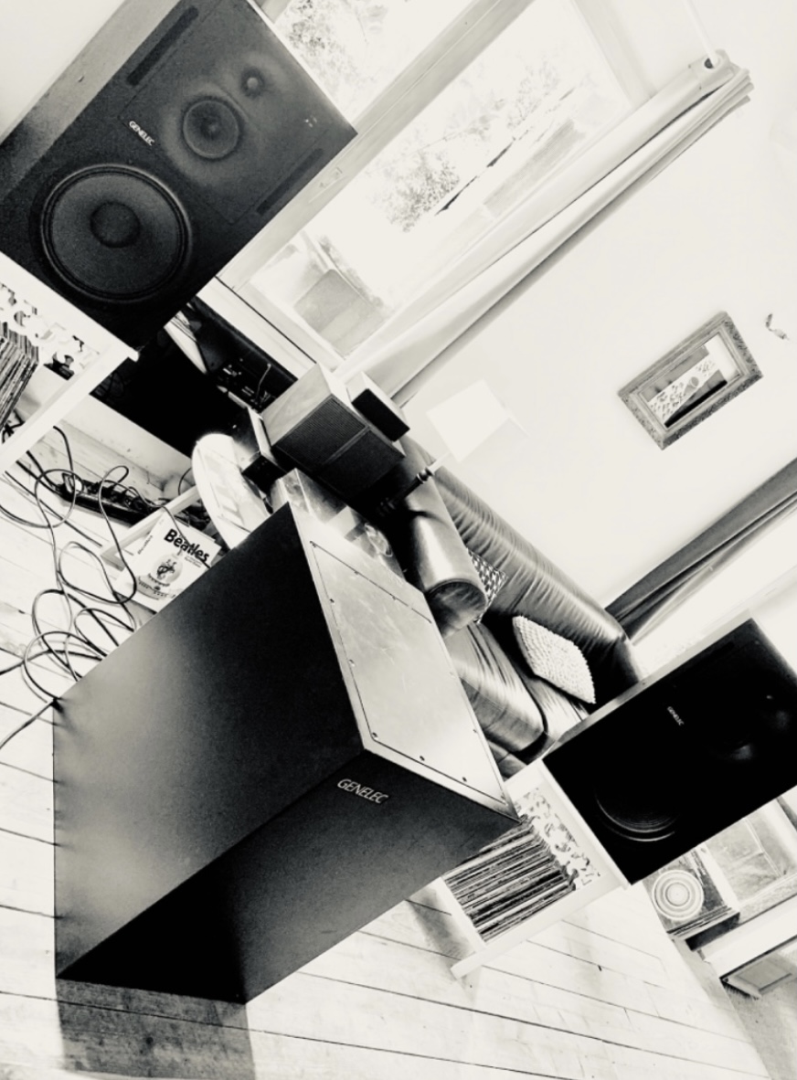 1037B - Genelec 1037B - Audiofanzine