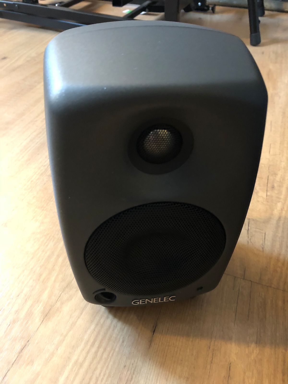 8020B - Genelec 8020B - Audiofanzine