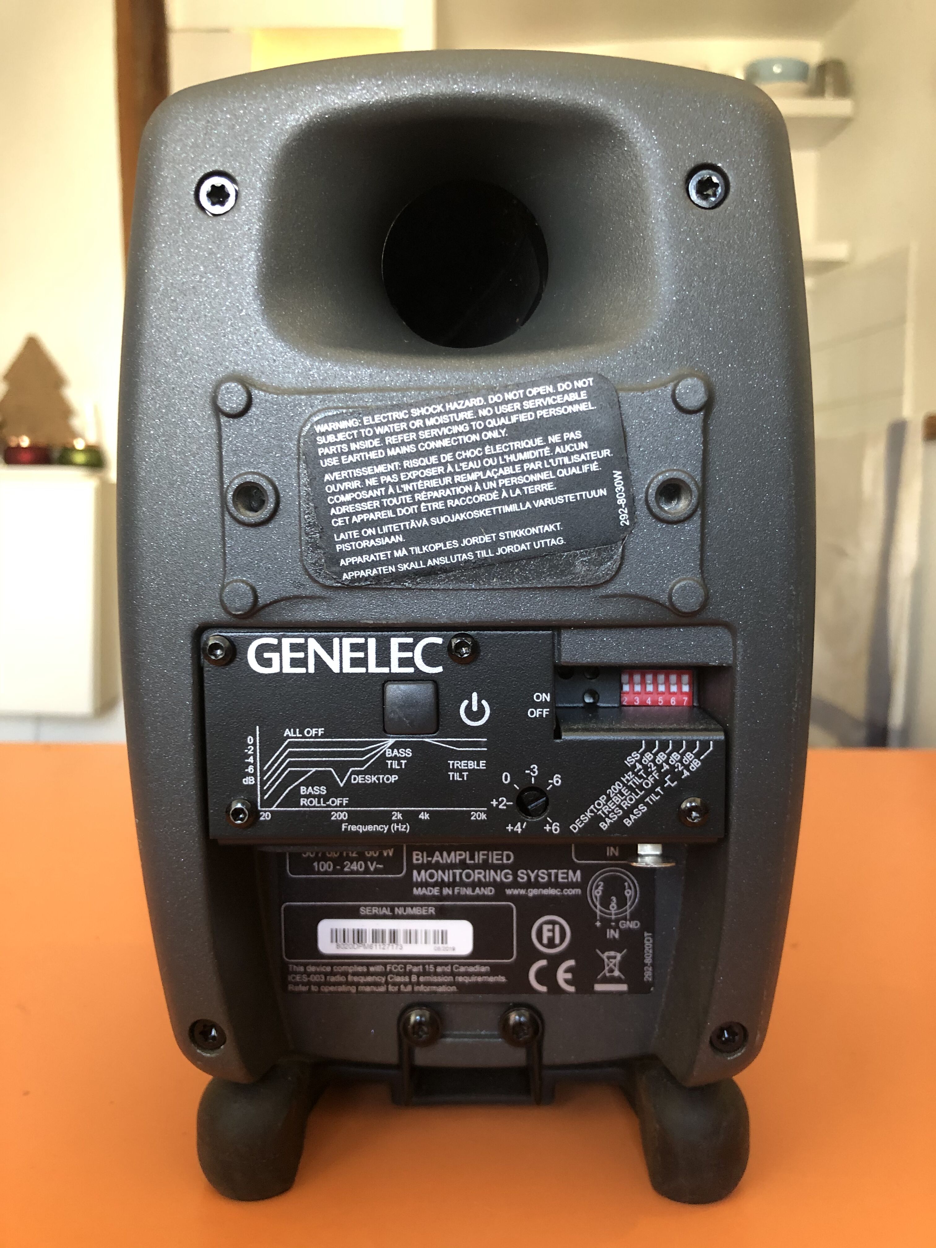 8020D - Genelec 8020D - Audiofanzine