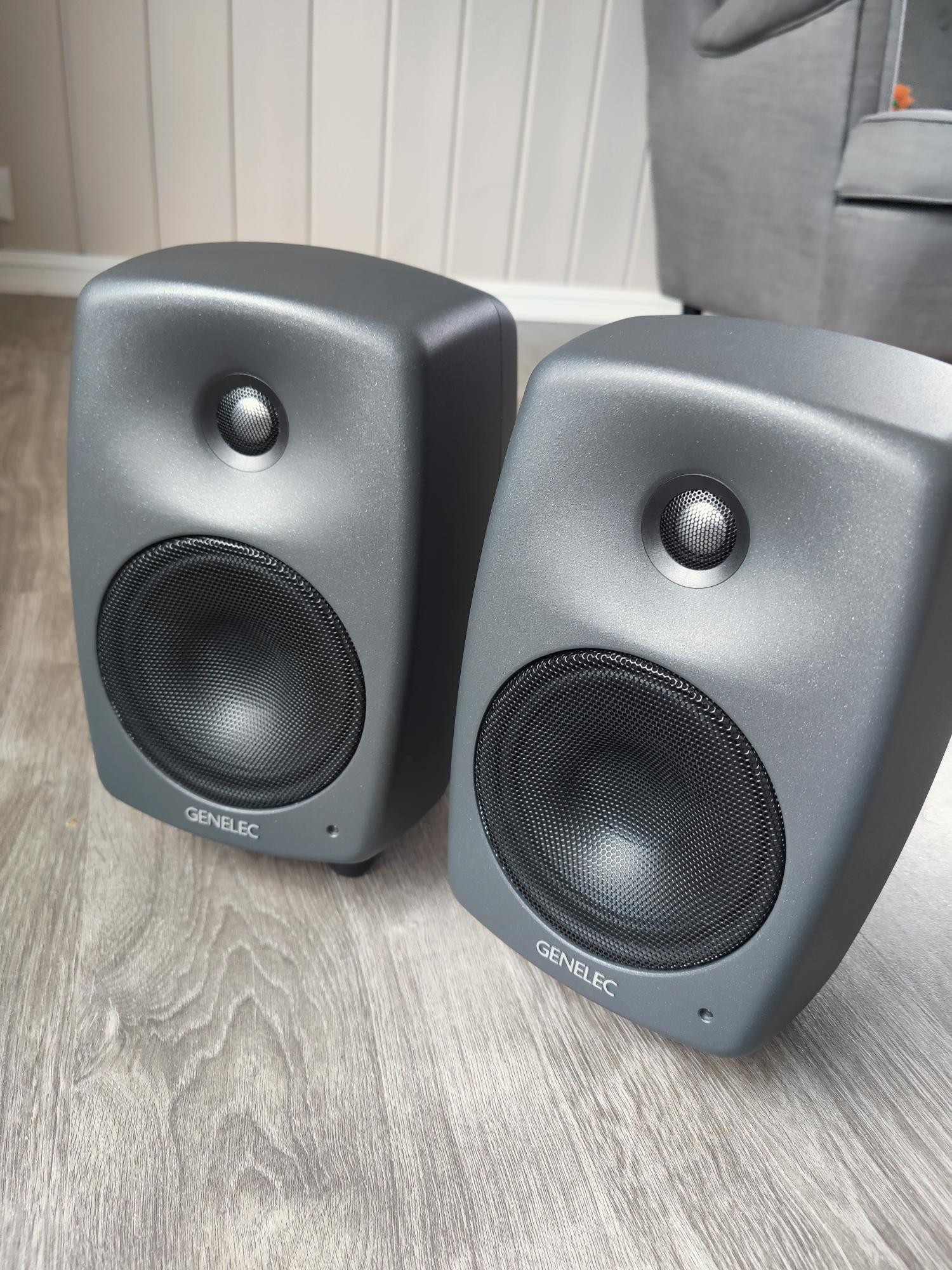 8330A - Genelec 8330A - Audiofanzine