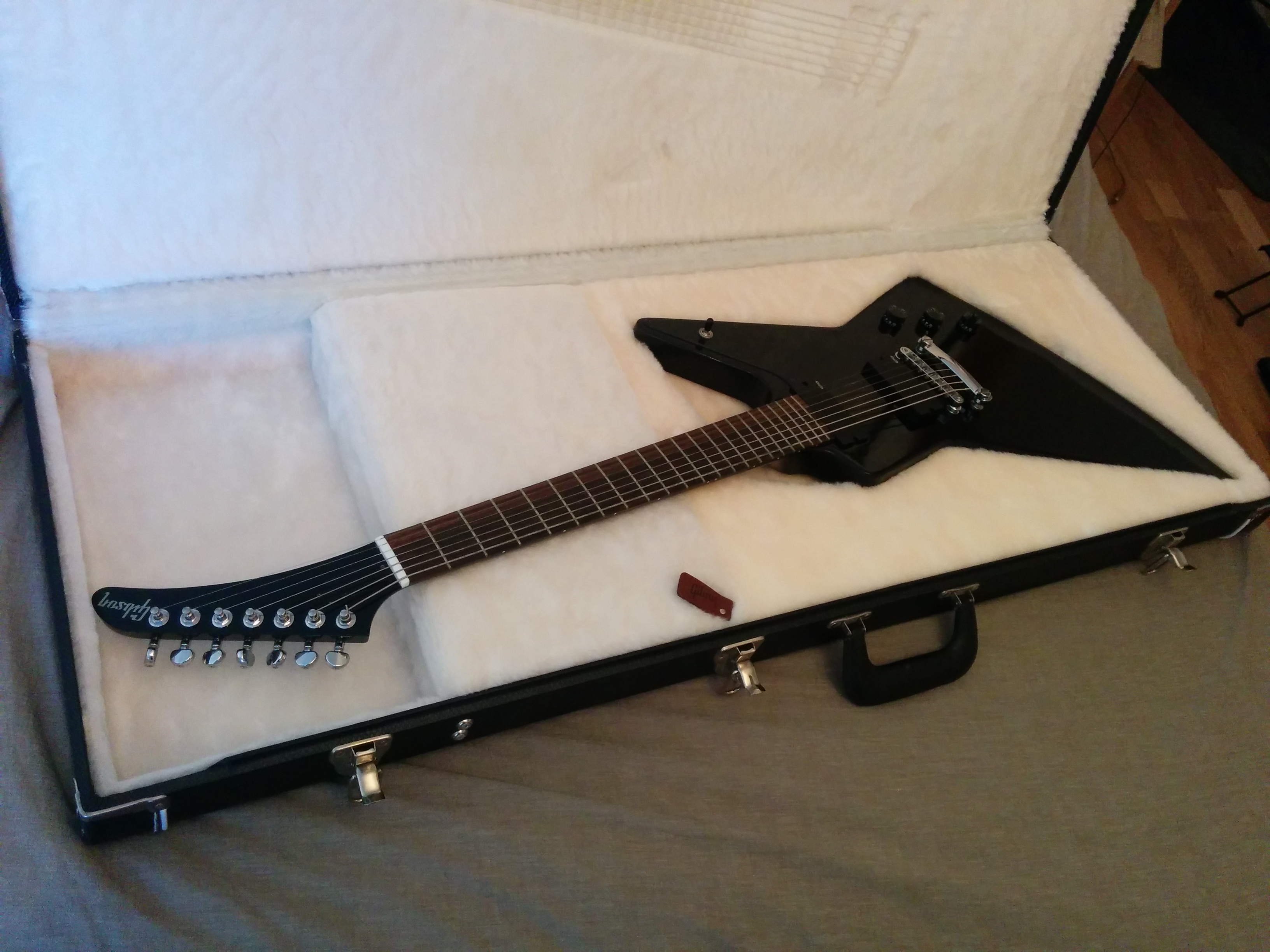 Gibson 7-String Explorer - Ebony image (#1056191) - Audiofanzine