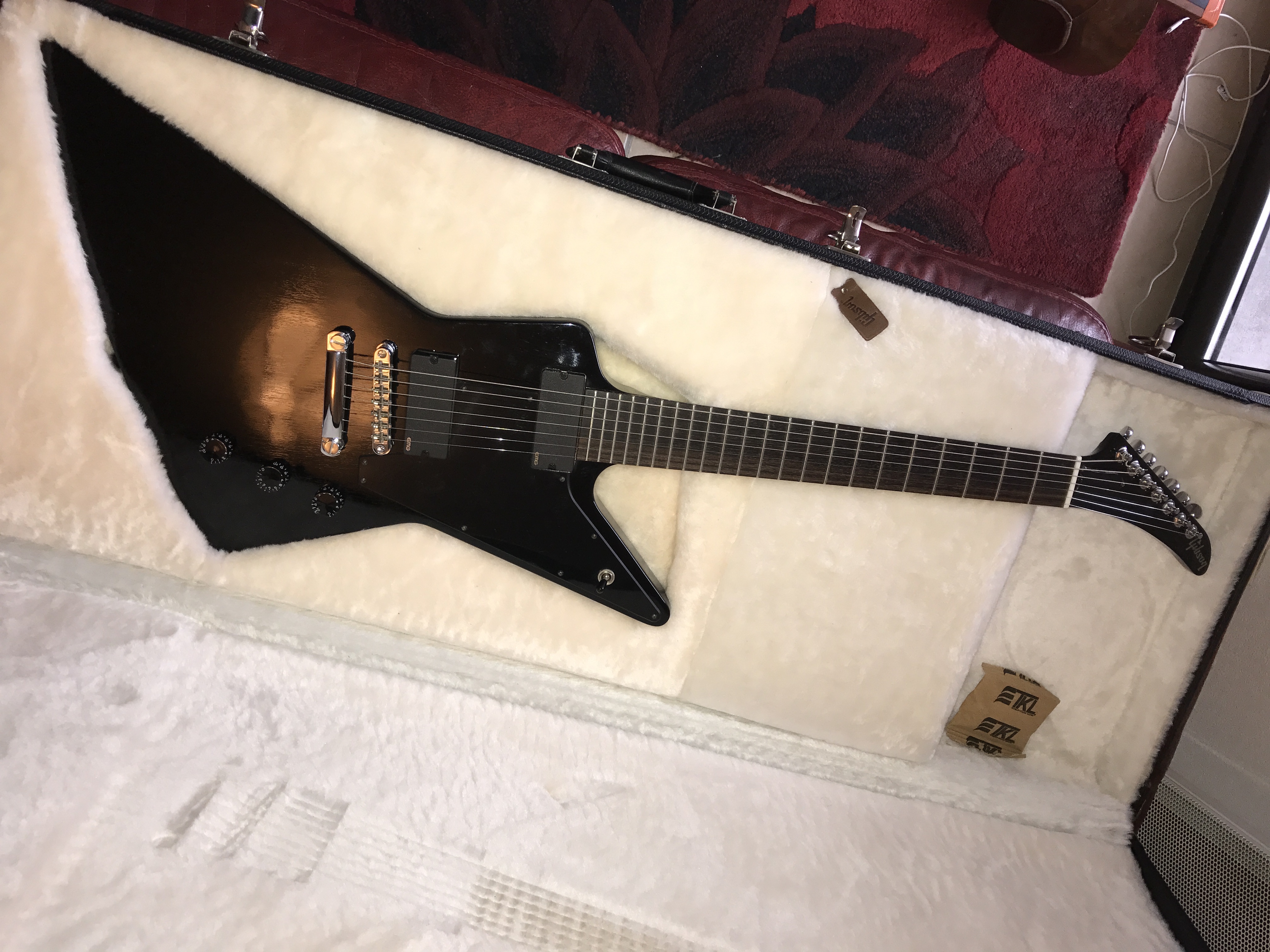 Photo Gibson 7-String Explorer - Ebony : IMG 2232.JPG (#1785012 ...