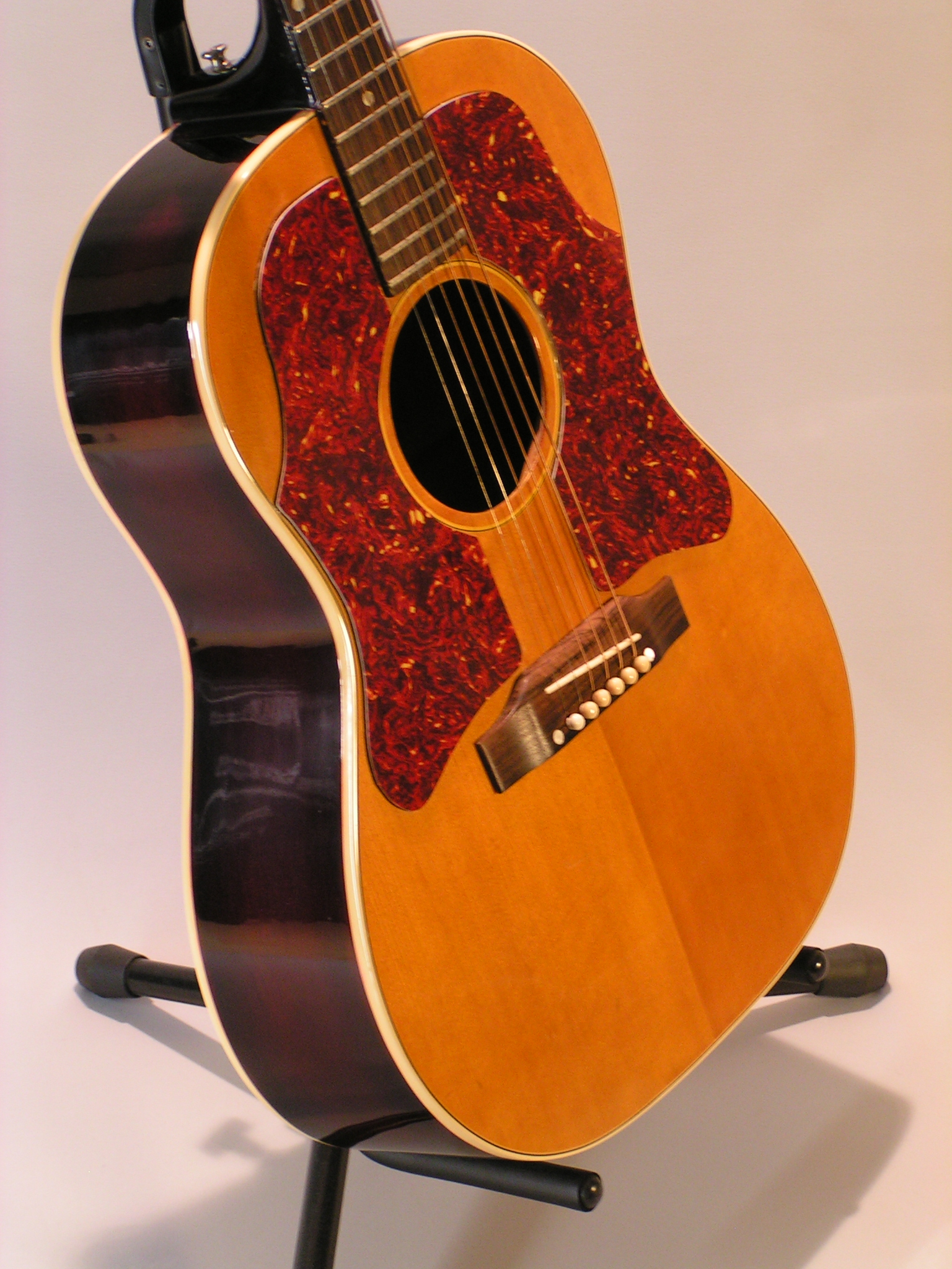B25 N Gibson B25 N Audiofanzine