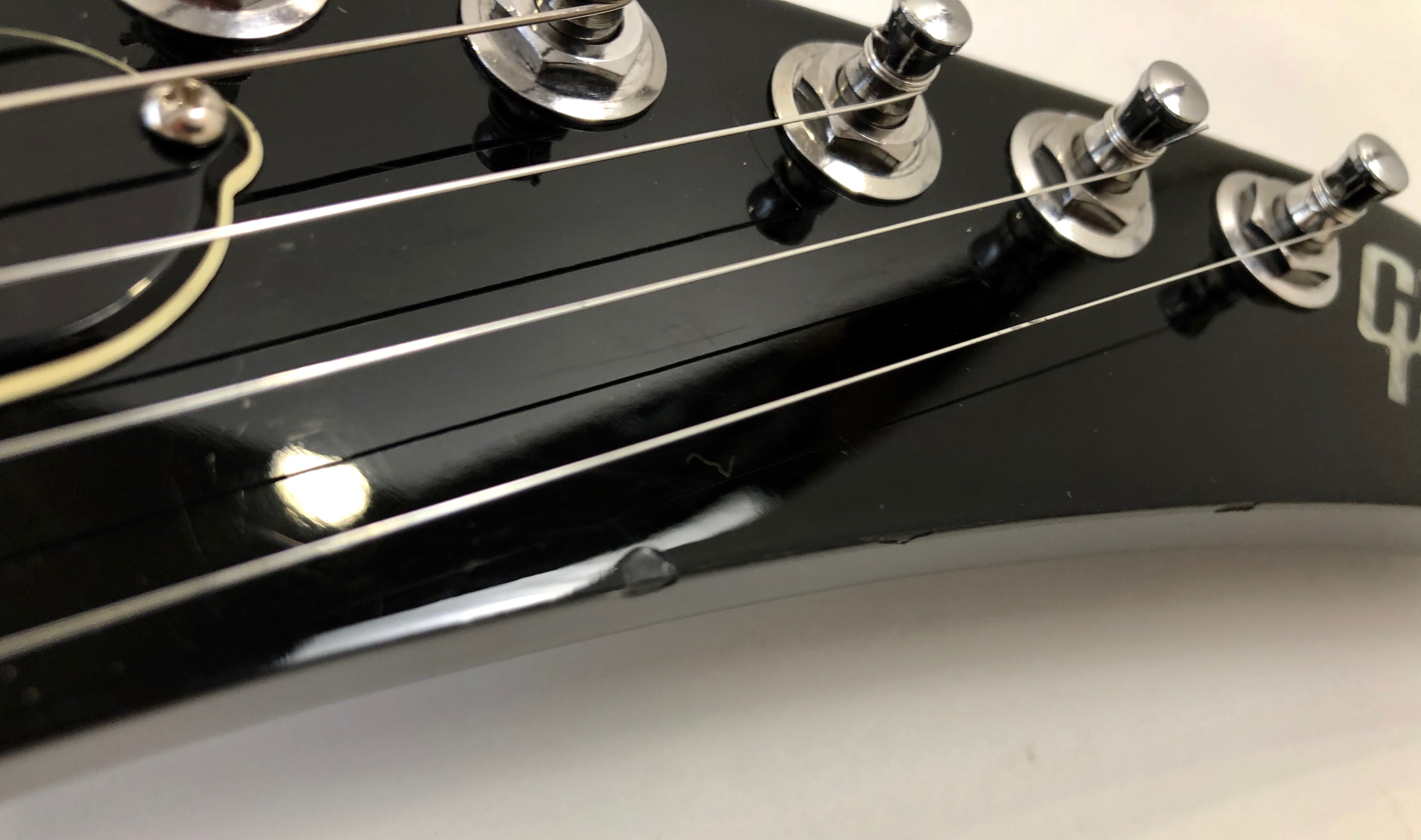 Explorer '76 Reissue - Gibson Explorer '76 Reissue - Audiofanzine