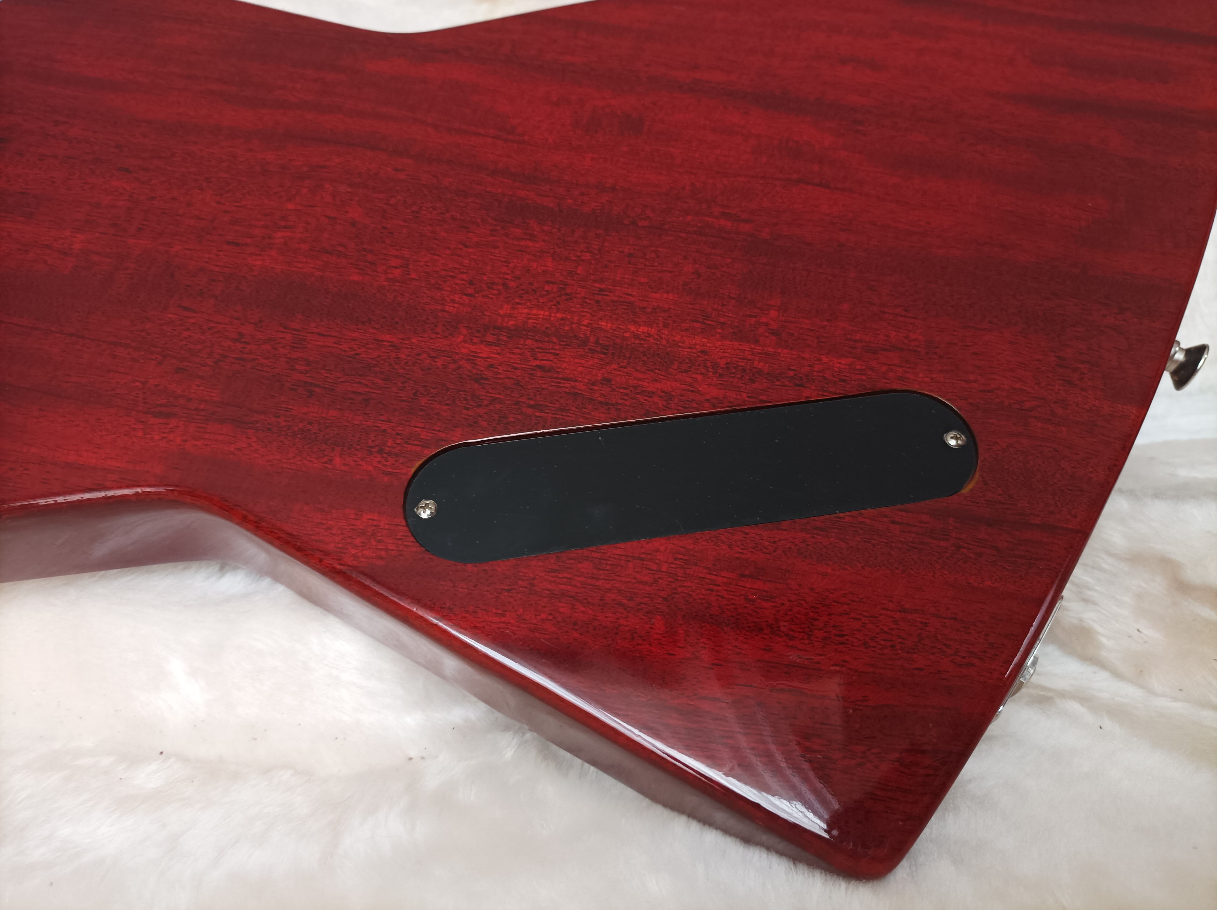 Explorer '76 Reissue - Gibson Explorer '76 Reissue - Audiofanzine