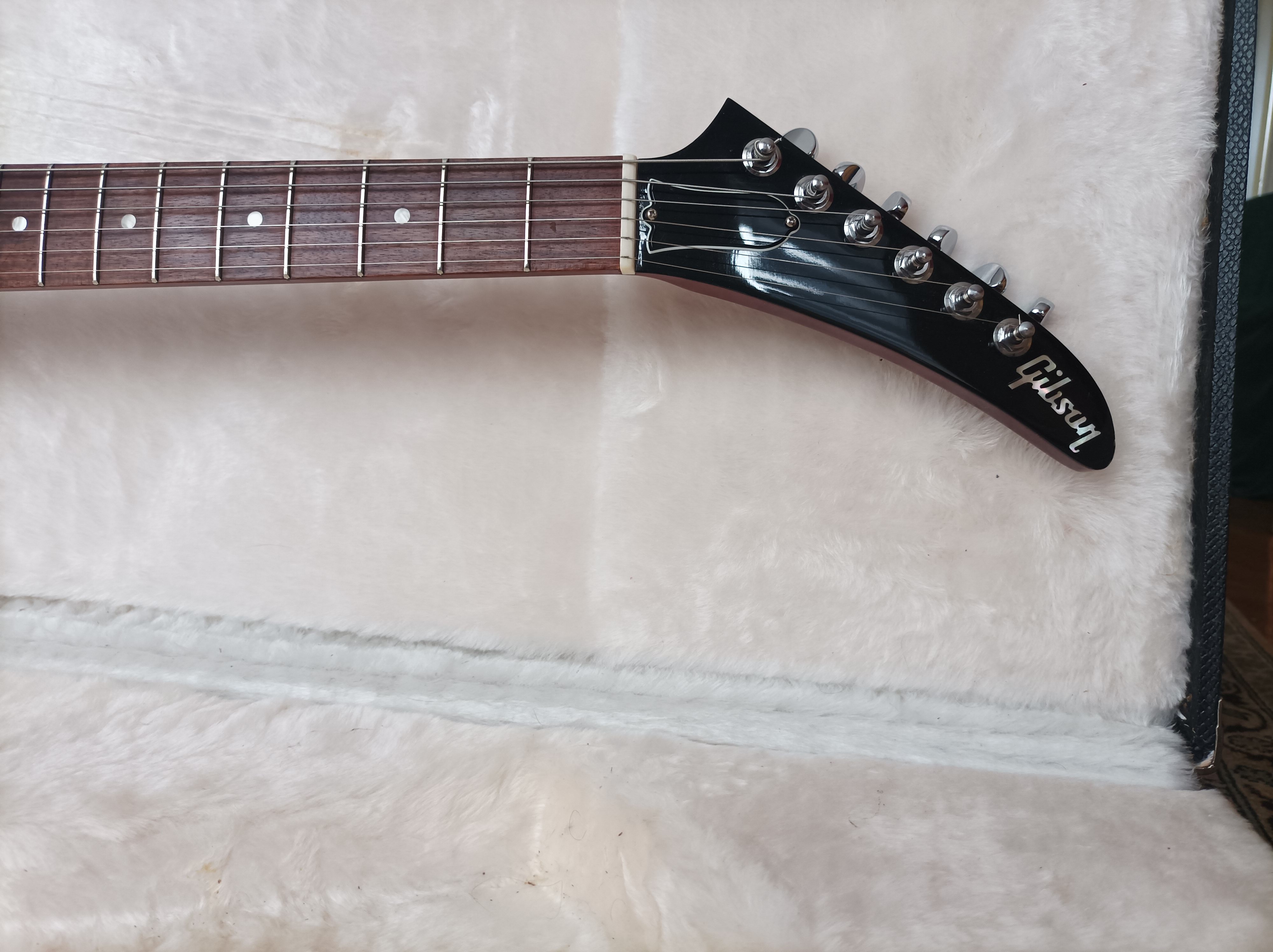 Explorer '76 Reissue - Gibson Explorer '76 Reissue - Audiofanzine