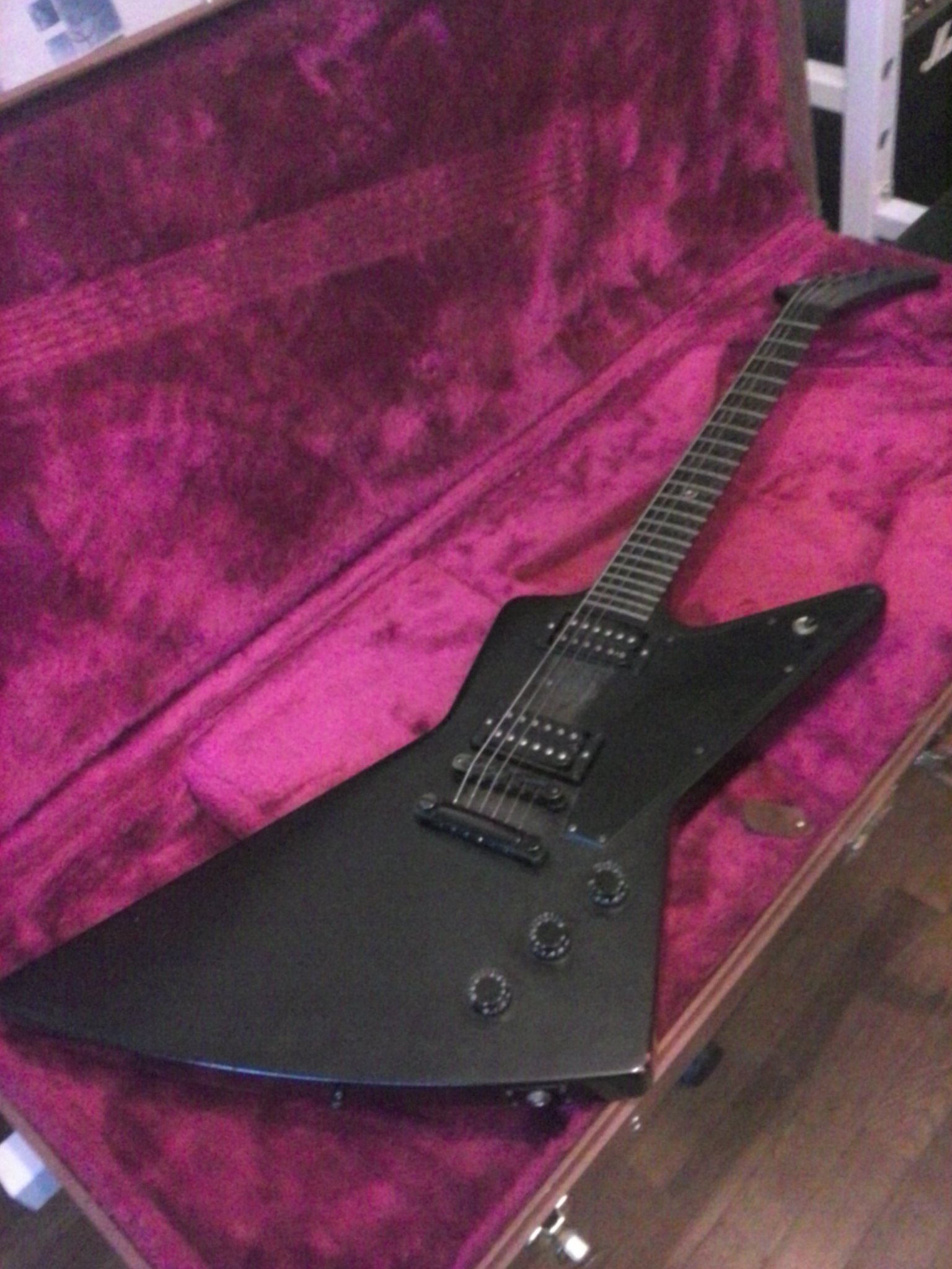 Gibson Explorer Gothic