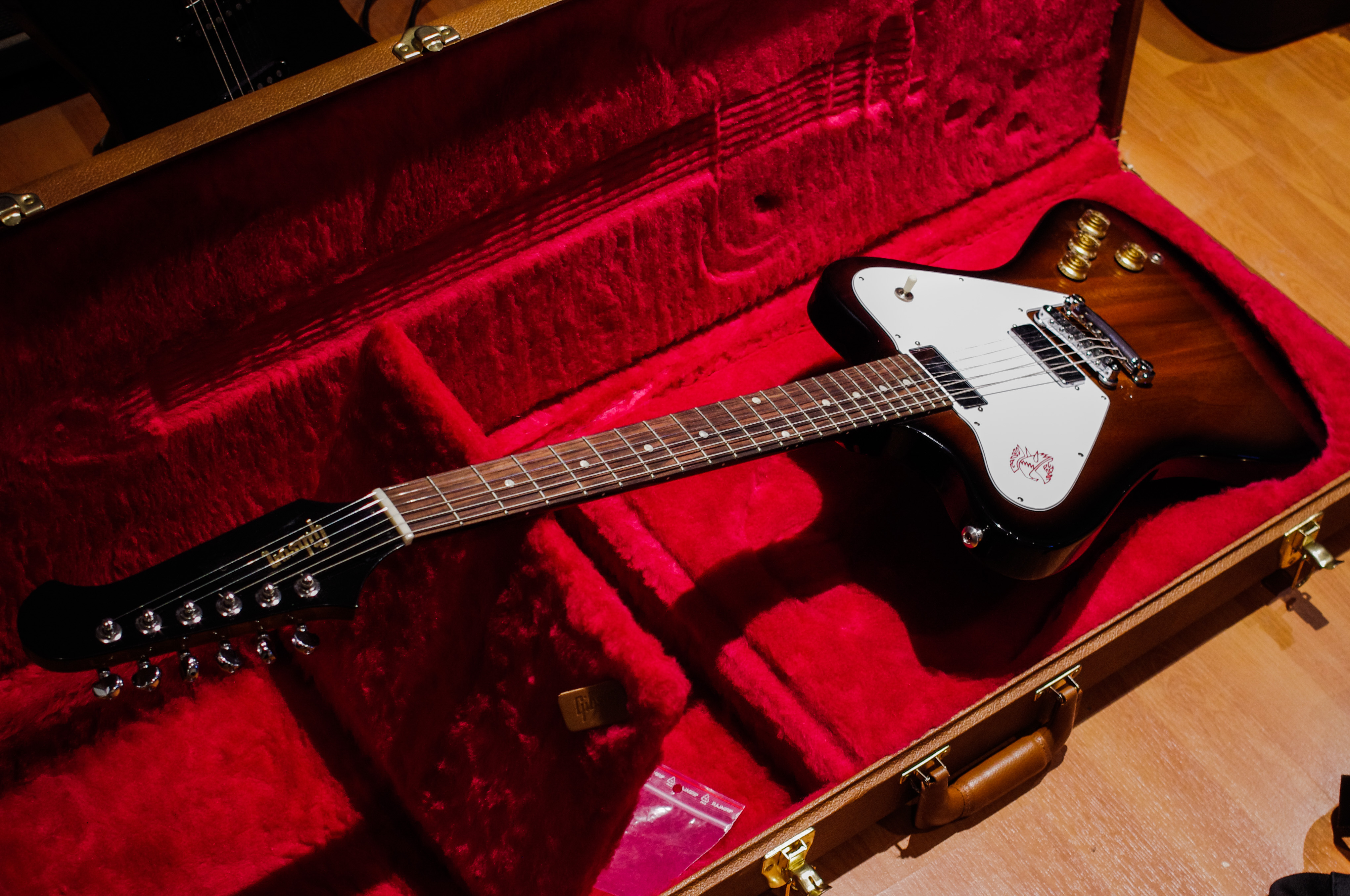 FIREBIRD NON-REVERSE - Gibson Firebird Non-Reverse - Audiofanzine