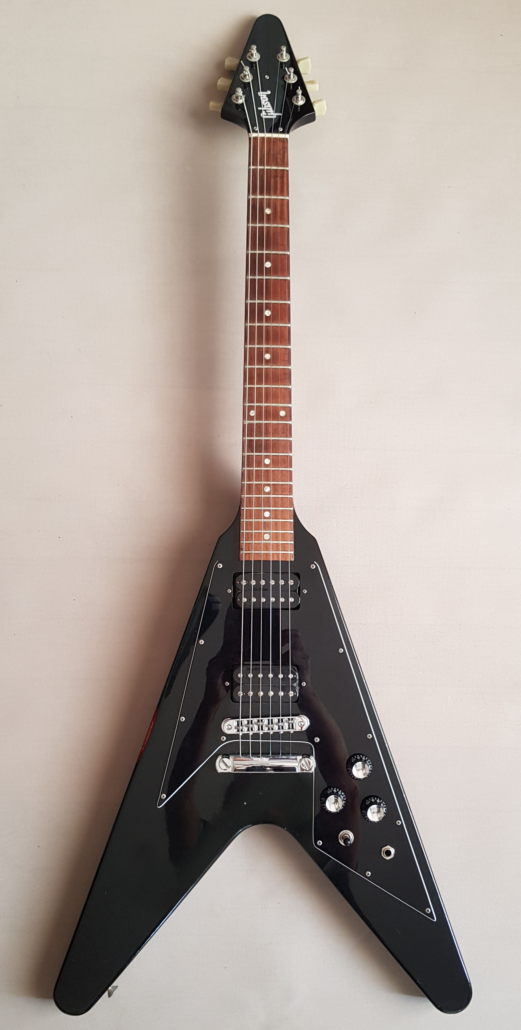 Flying V '67 Reissue - Gibson Flying V '67 Reissue - Audiofanzine