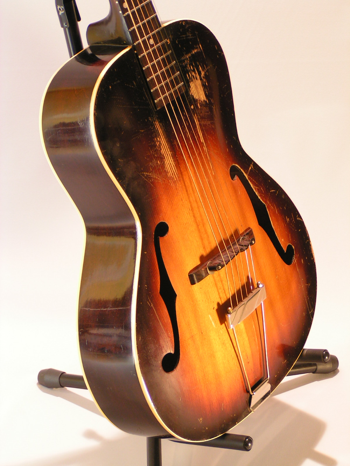 Gibson L30 image (#390608) - Audiofanzine