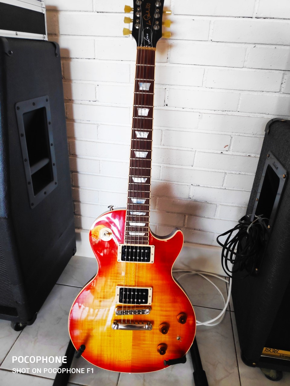 Les Paul Less Plus - Gibson Les Paul Less Plus - Audiofanzine