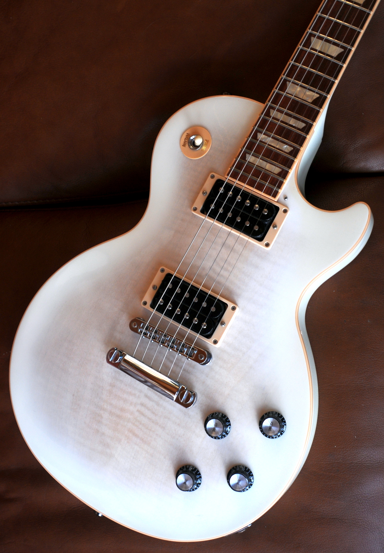 Les Paul Signature T - Gibson Les Paul Signature T - Audiofanzine