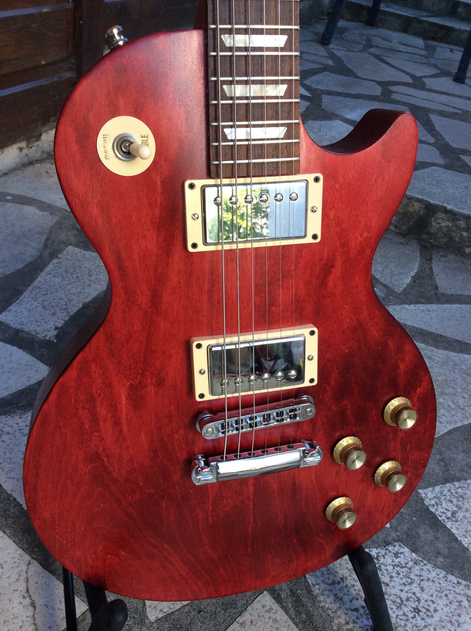 Les Paul Studio LPJ DLX - Worn Brown Chocolate Gibson - Audiofanzine