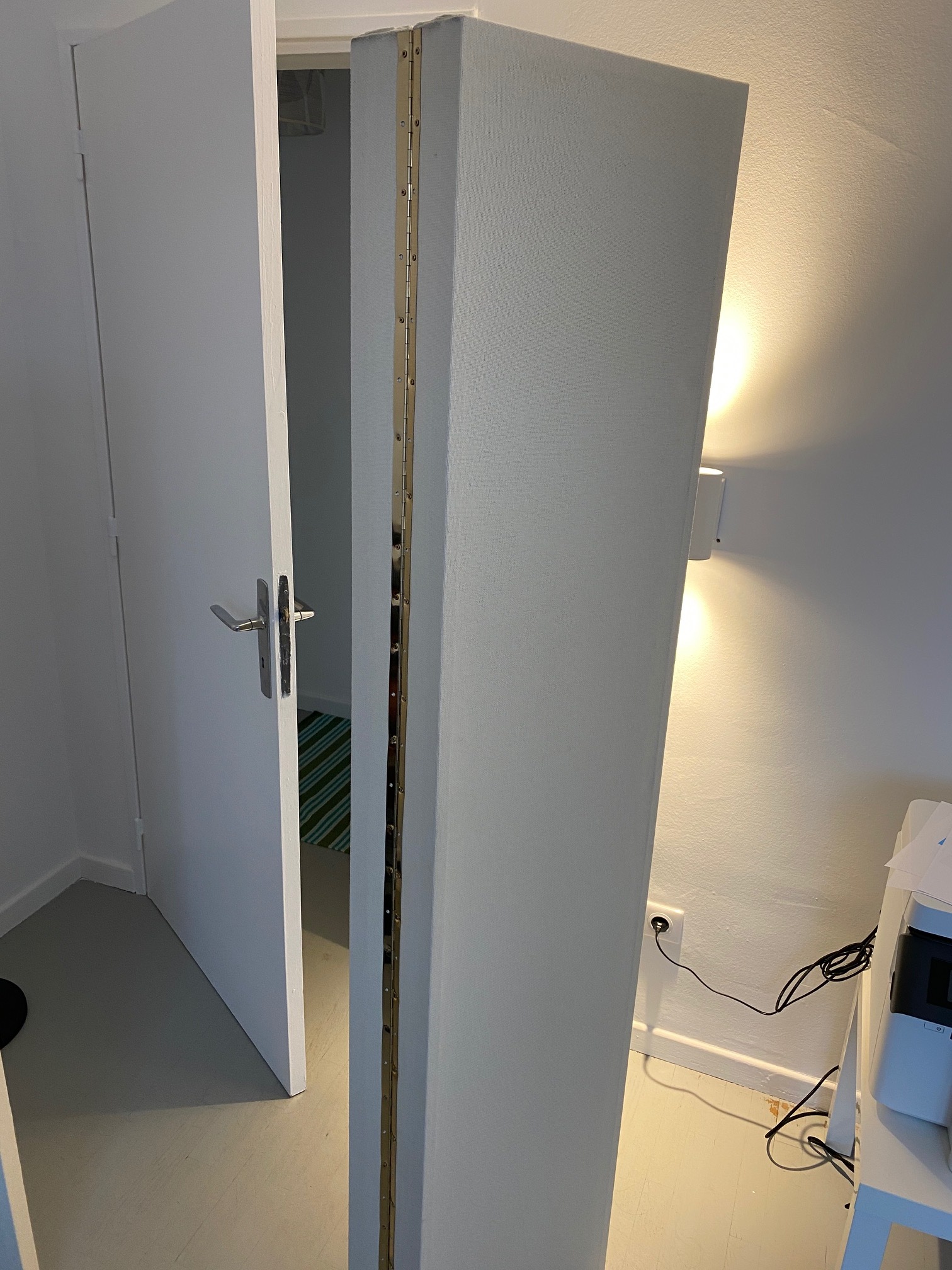 Screen Panel - GIK Acoustics Screen Panel - Audiofanzine