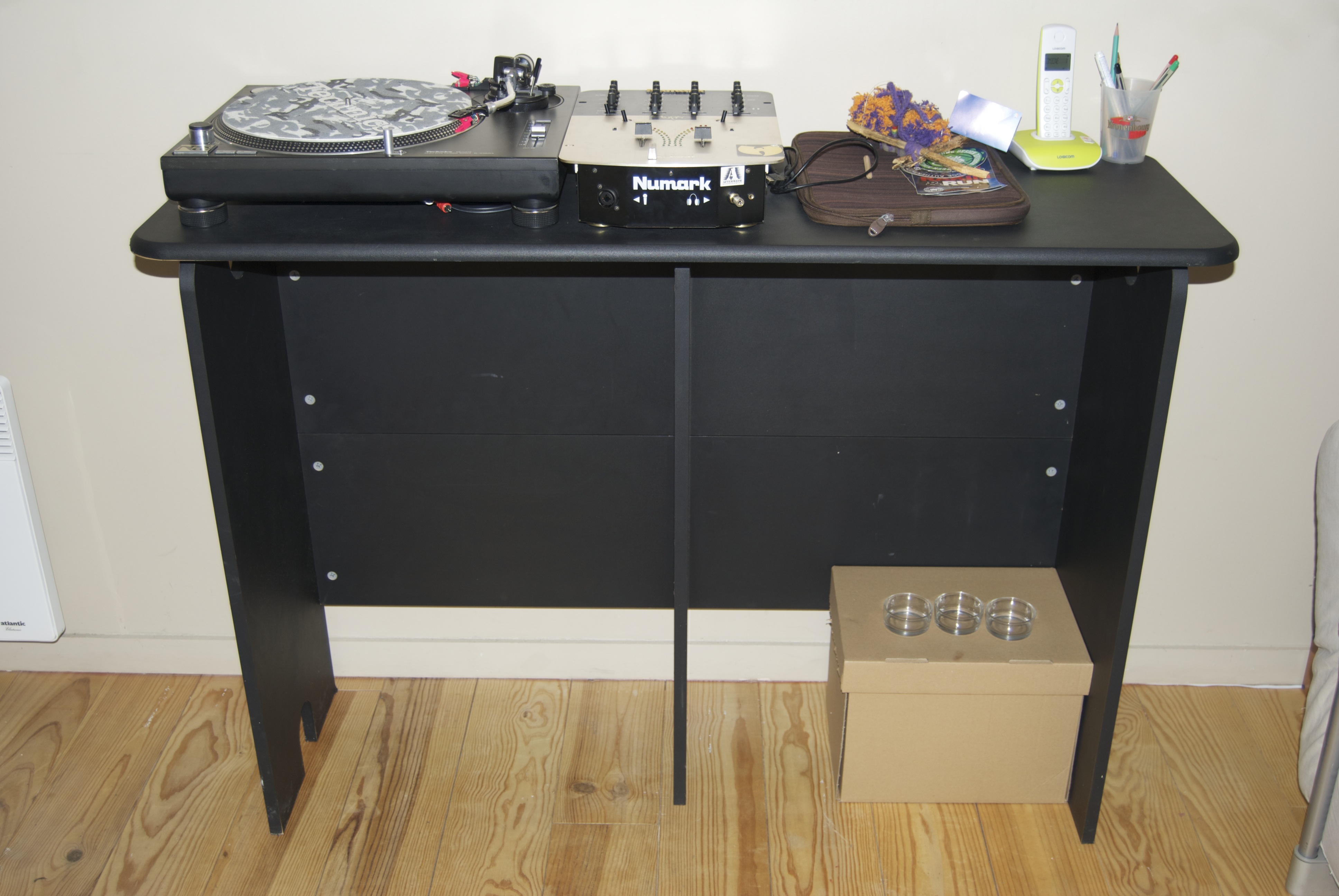 Glorious DJ Mix Station black image (#253350) - Audiofanzine