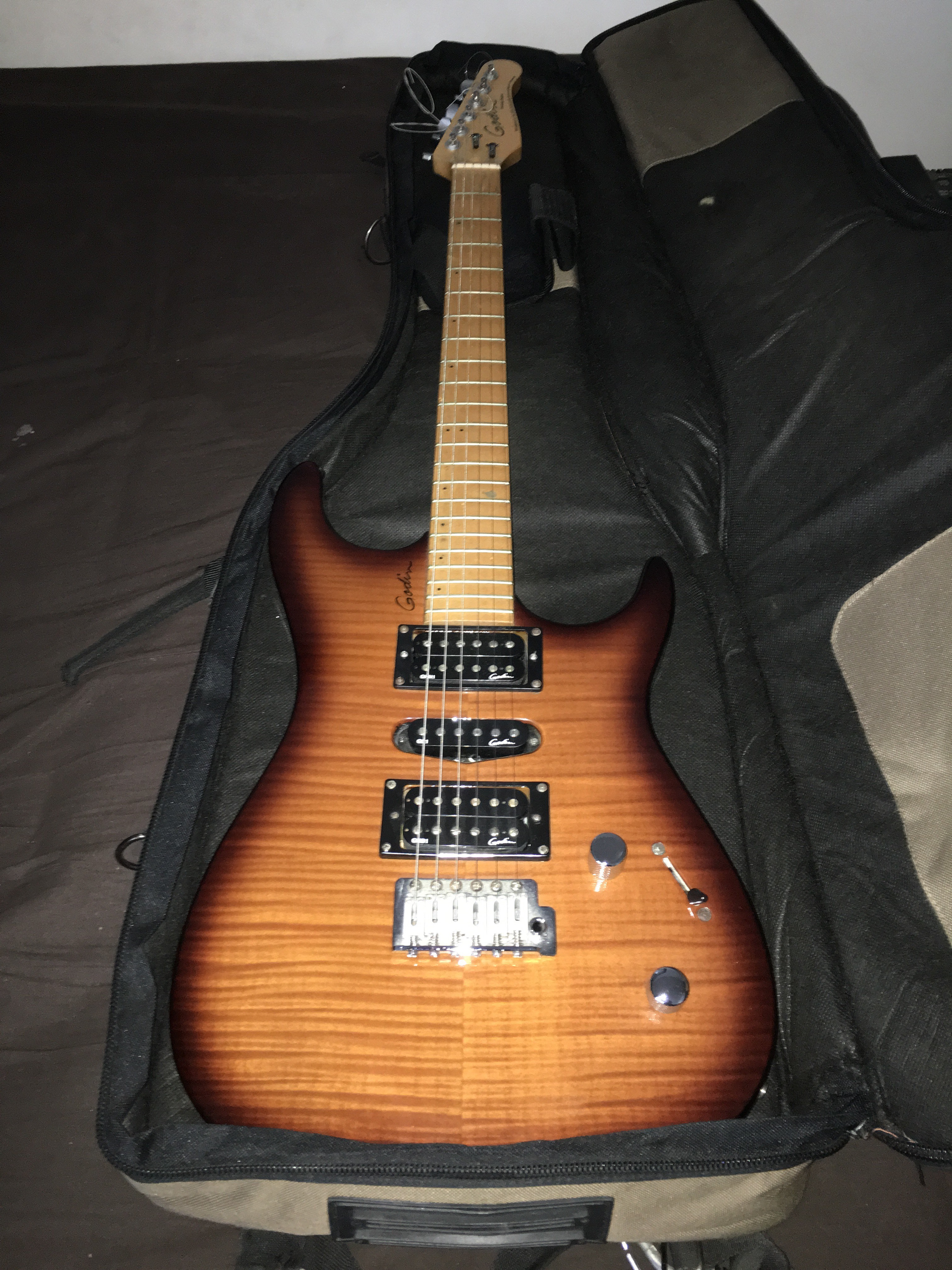 FREEWAY CLASSIC - Godin Freeway Classic - Audiofanzine